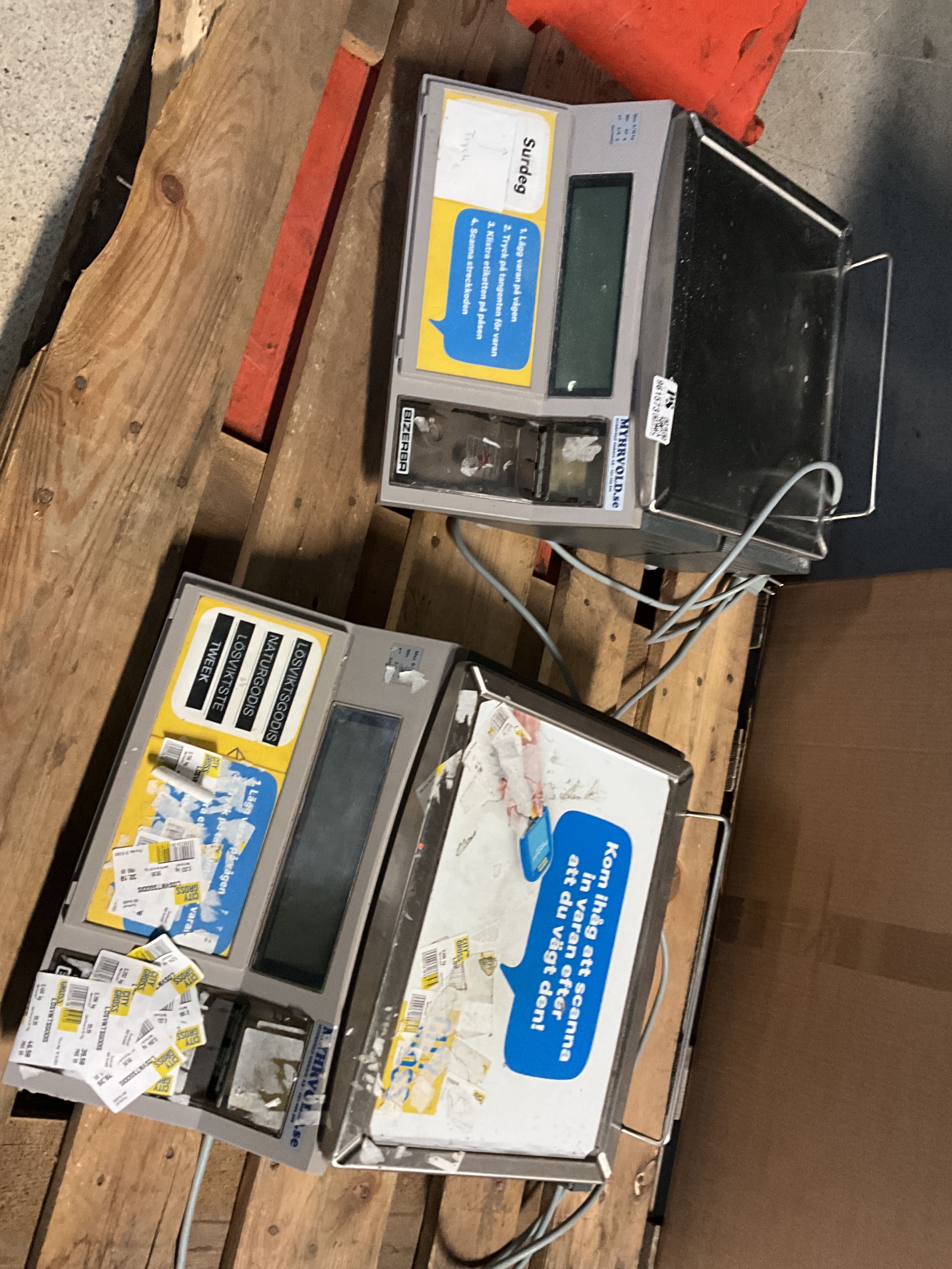 2 digital scales BIZERBA model SC-H100 - PS Auction - We value the ...