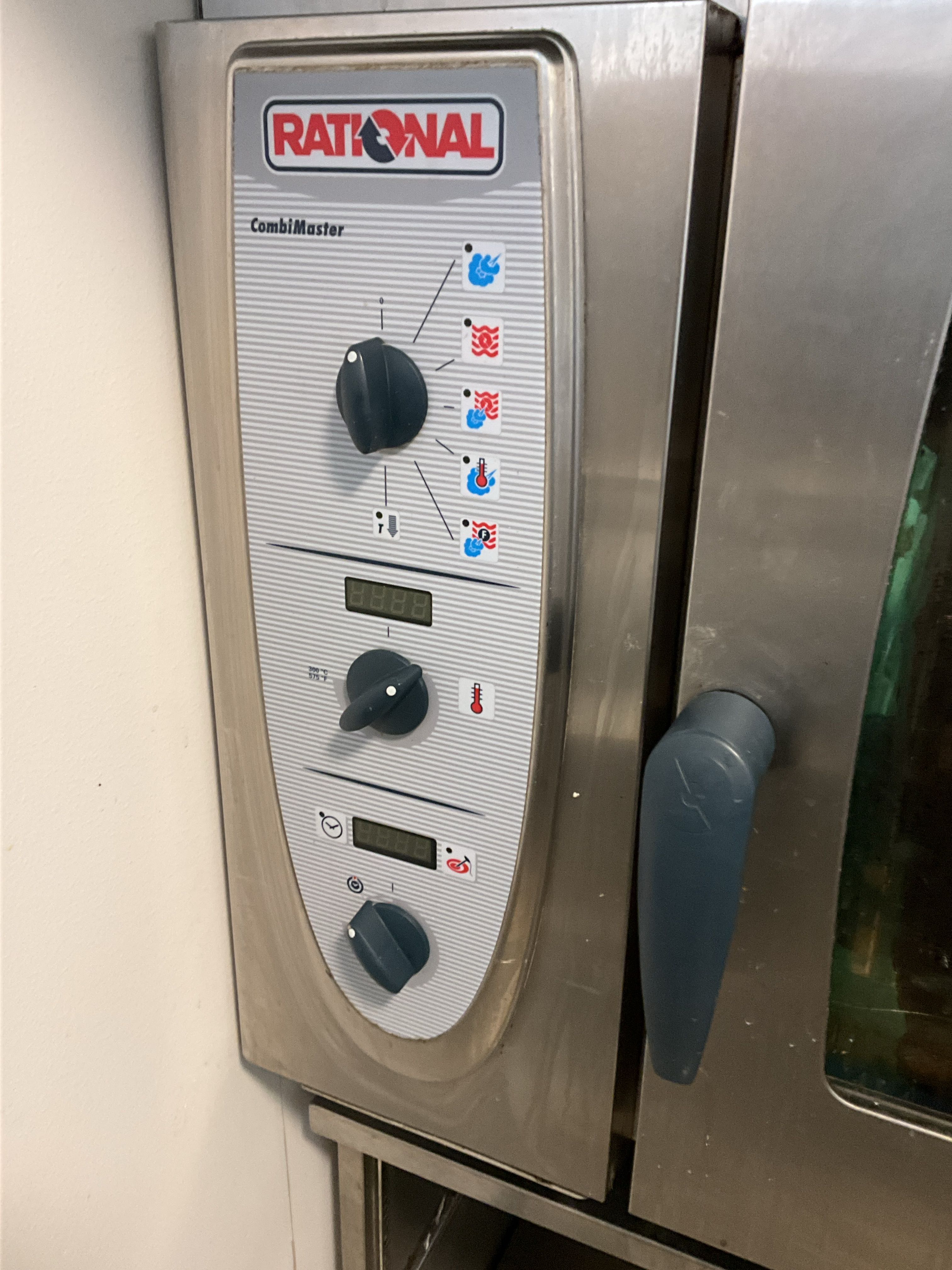 Rational Combimaster oven with ultravent extractor hood - PS Auction ...