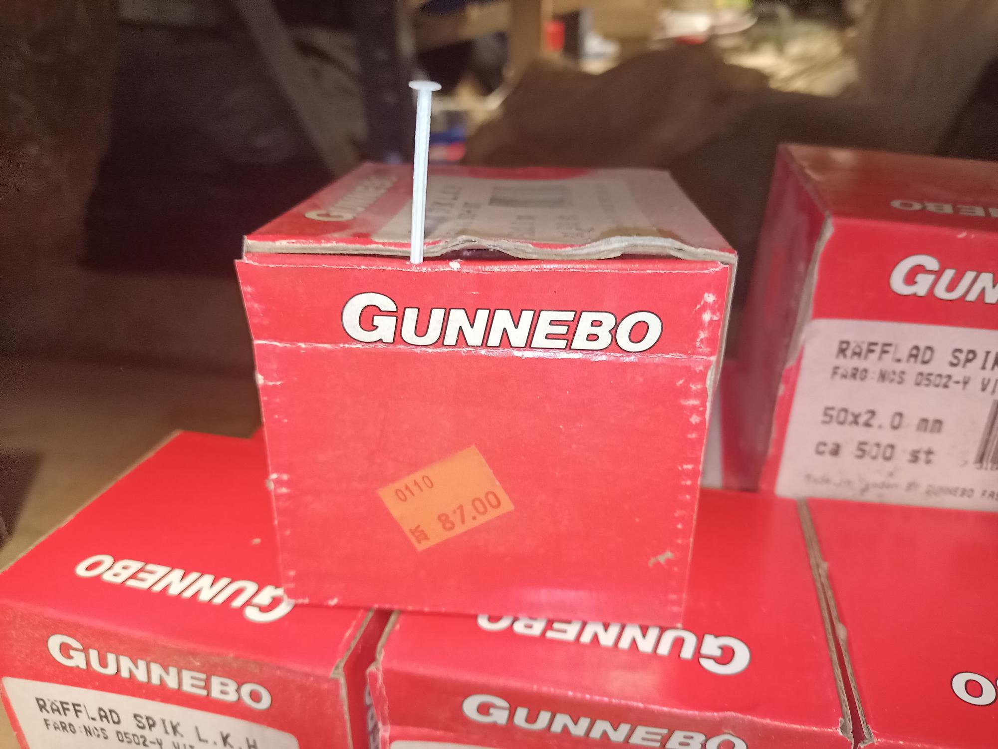 Vit dyckert/listspik, 20 paket - Auktioner online - Nätauktioner ...