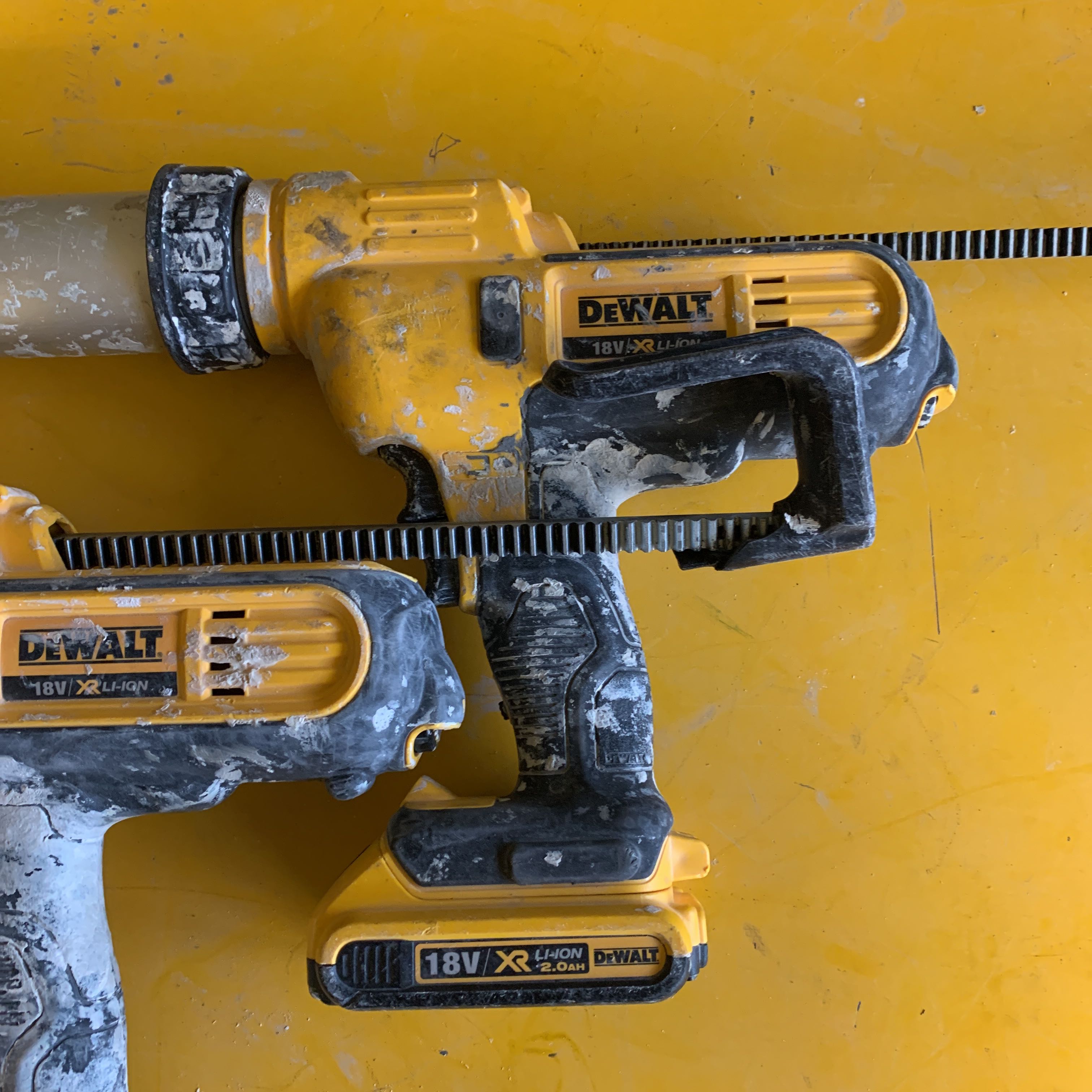 Fogpistoler DeWalt DCE580 - Auktioner online - Nätauktioner ...