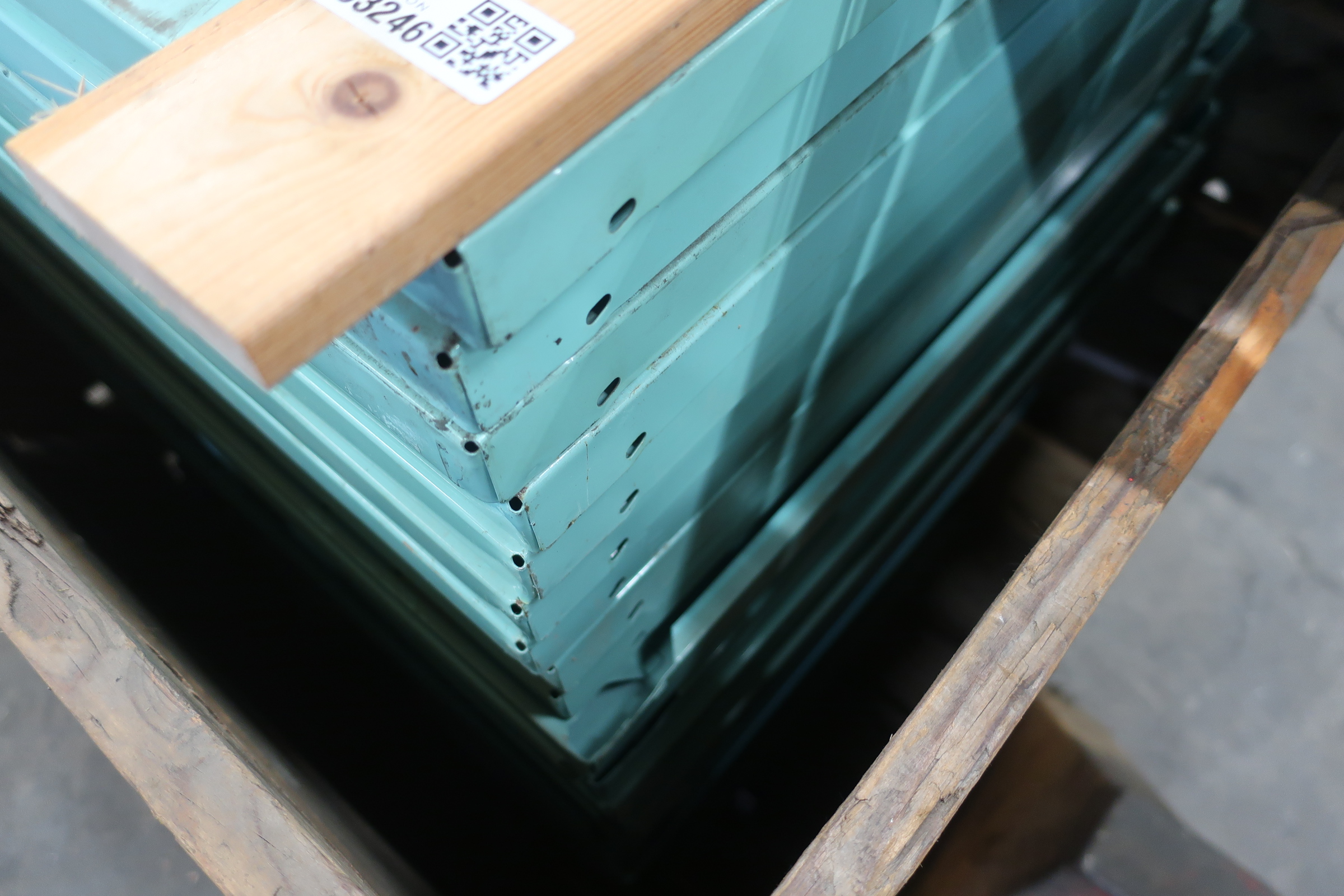 Warehouse shelves, with 7 sides and about 35 shelves, Stemo - PS ...