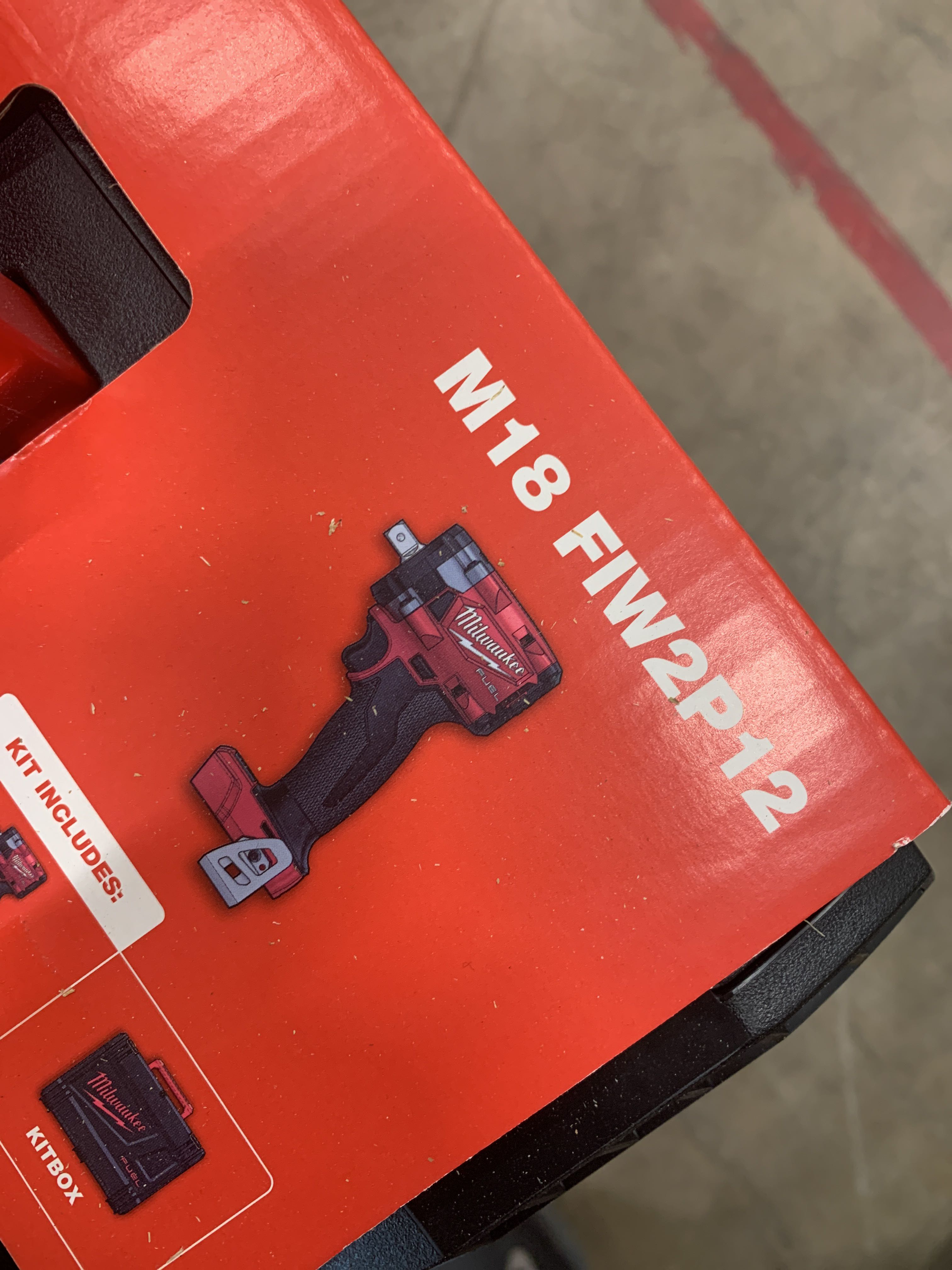 Nutrunner Milwaukee M18 FIW2P12-0X - PS Auction - We value the future ...