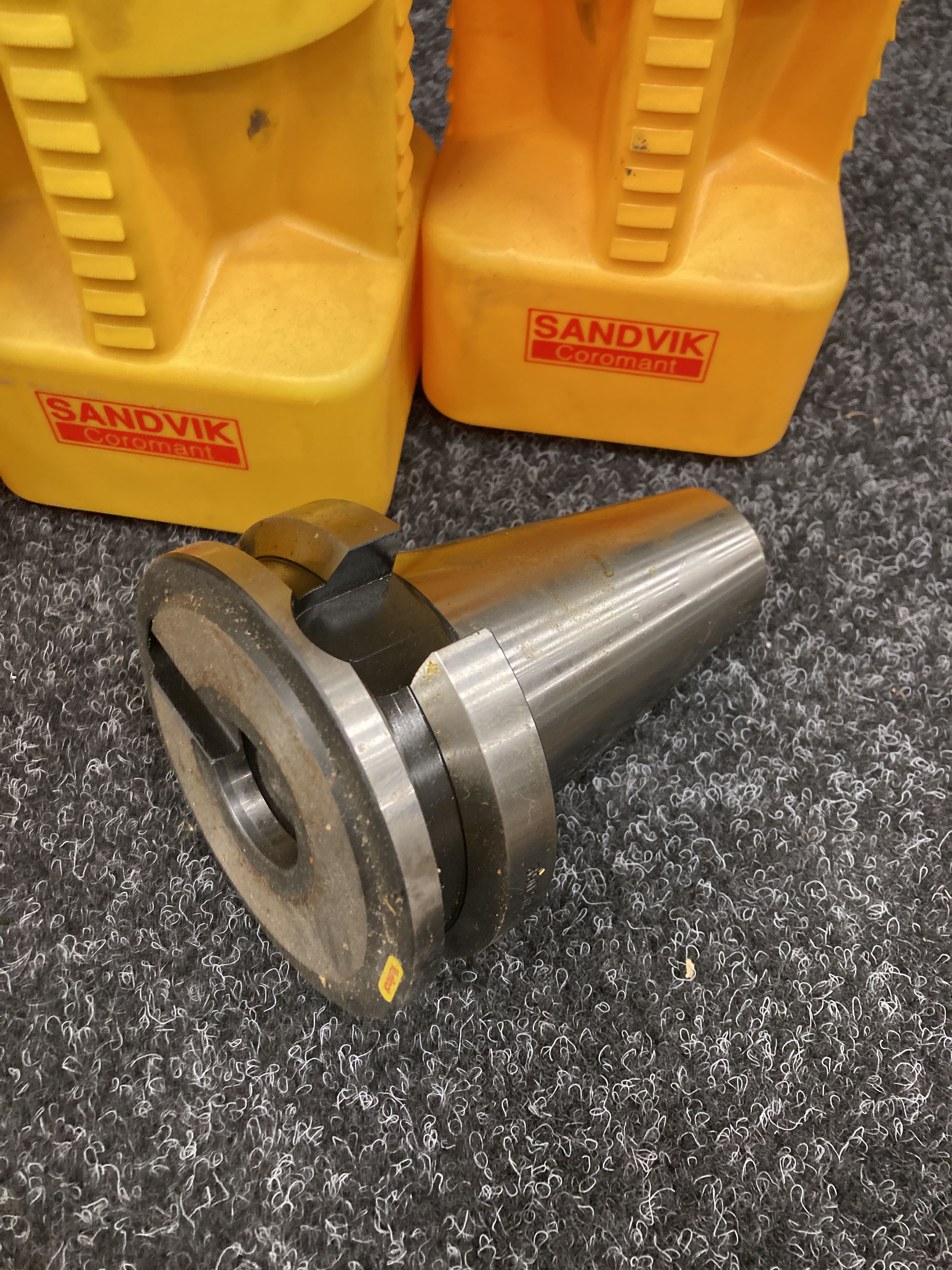 Tool holder Varilock Sandvik 390.58-50 80 040 - PS Auction - We value ...