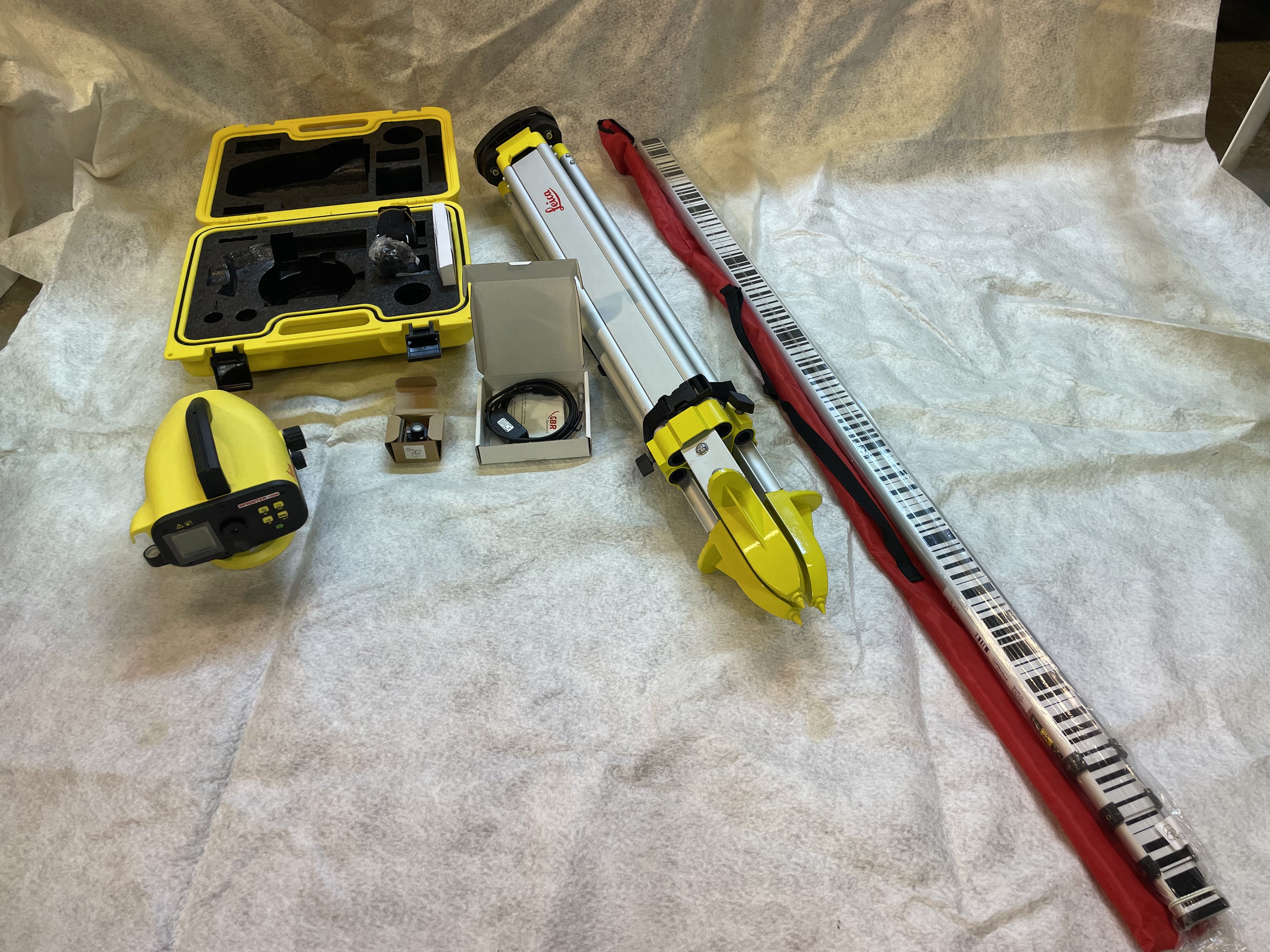 Leica Sprinter 150 Digital scale - PS Auction - We value the future ...