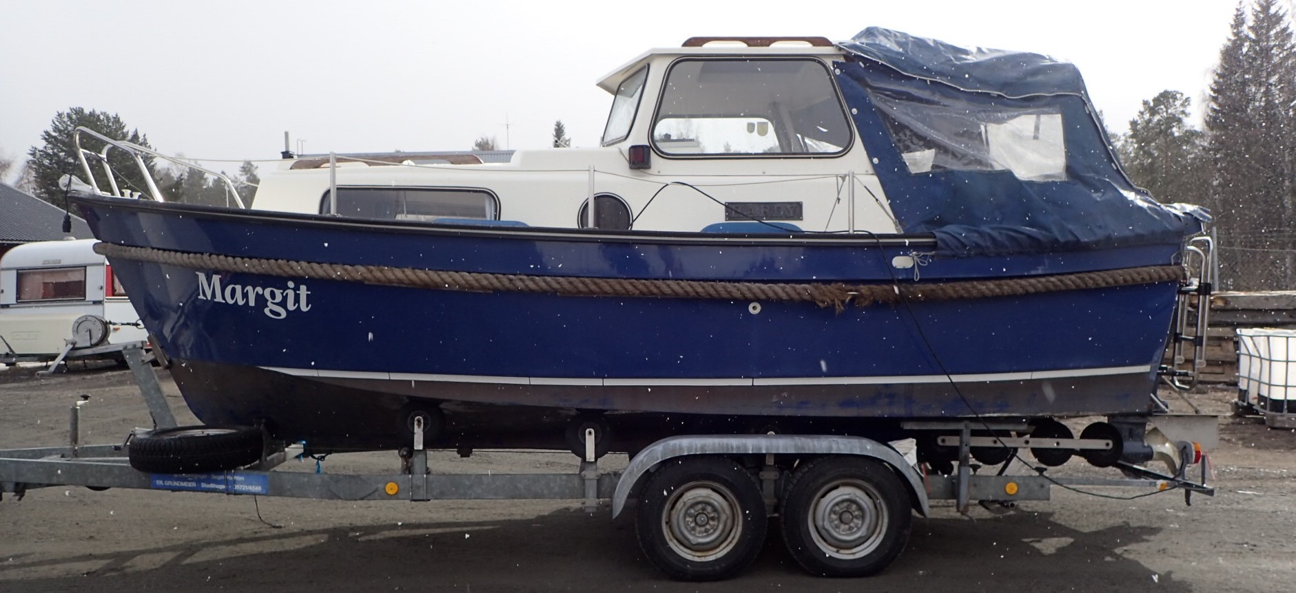 Hardy 20 Motorboat incl carriage - PS Auction - We value the future ...