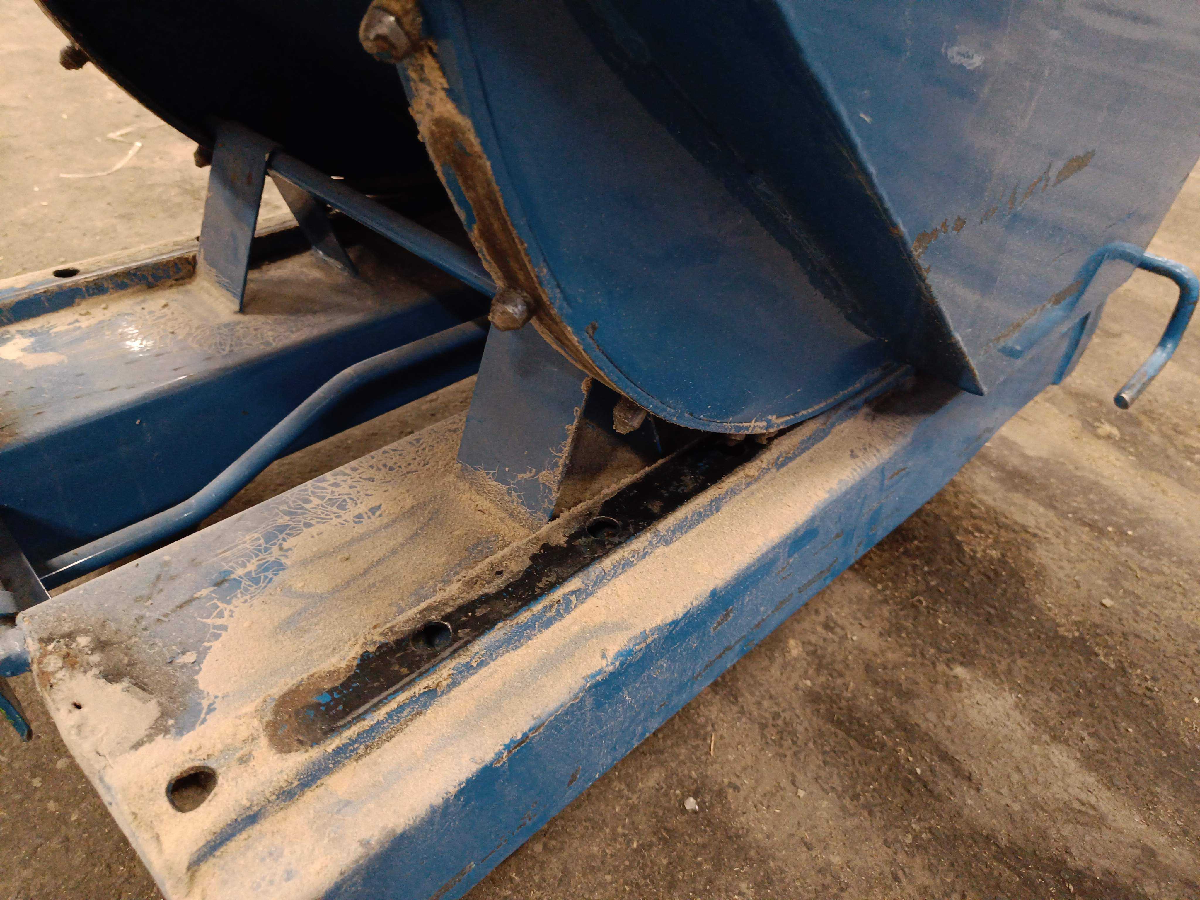 Waste container Tippable - PS Auction - We value the future - Largest ...
