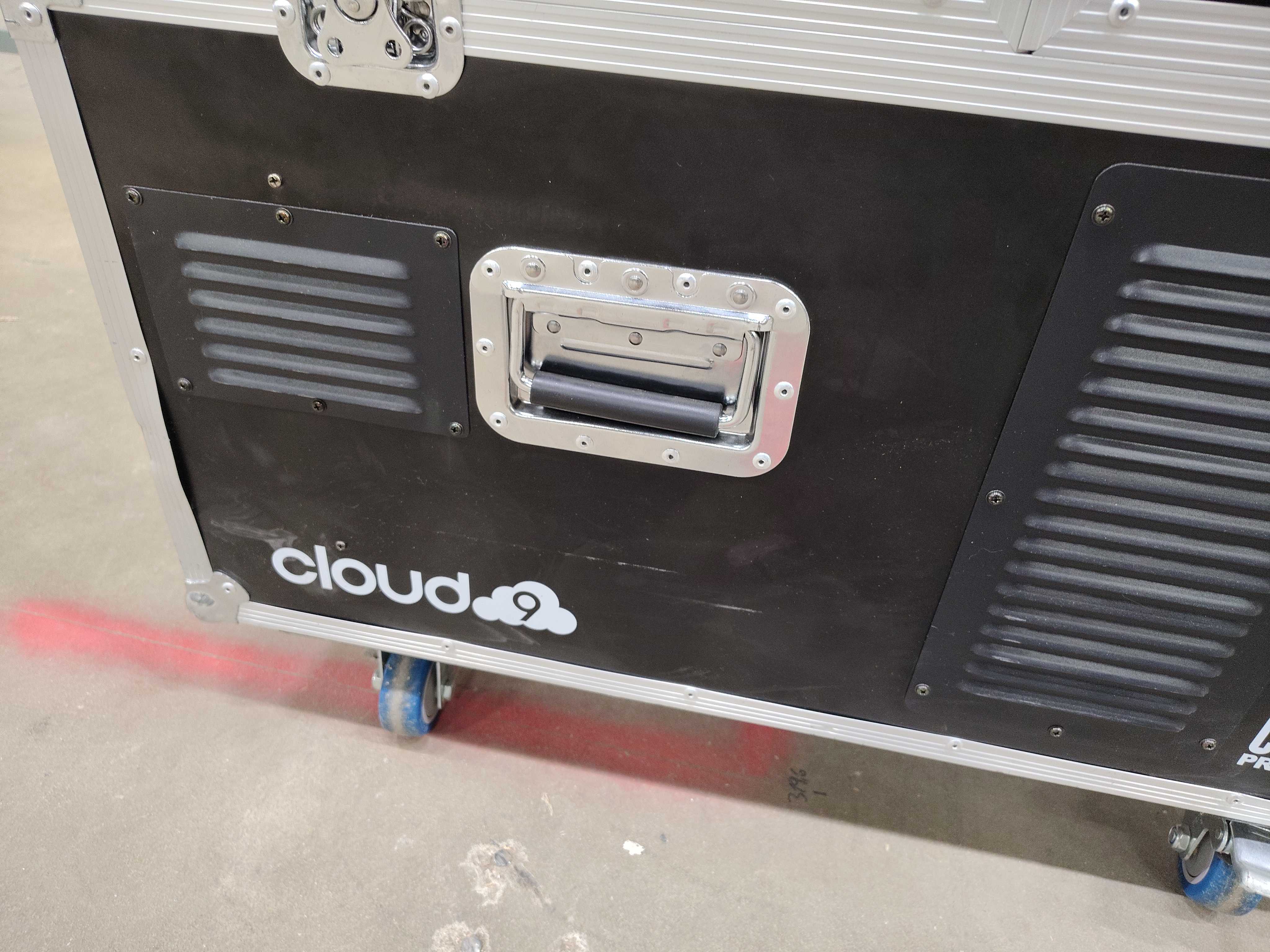 Chauvet Cloud 9 smoke machine – on wheels, complete with hose and ...