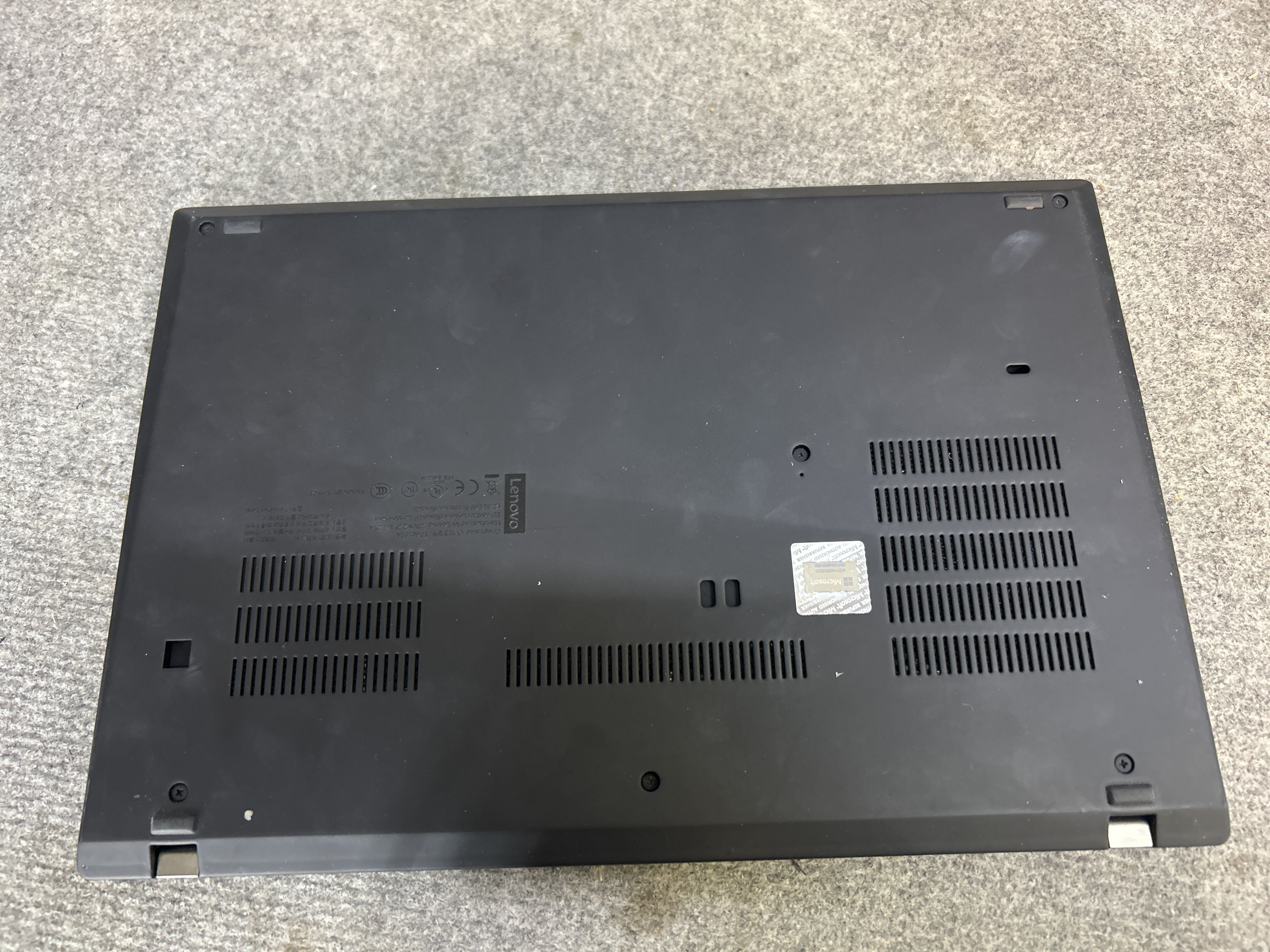 Bärbar dator - Lenovo ThinkPad T490 - Auktioner online - Nätauktioner ...