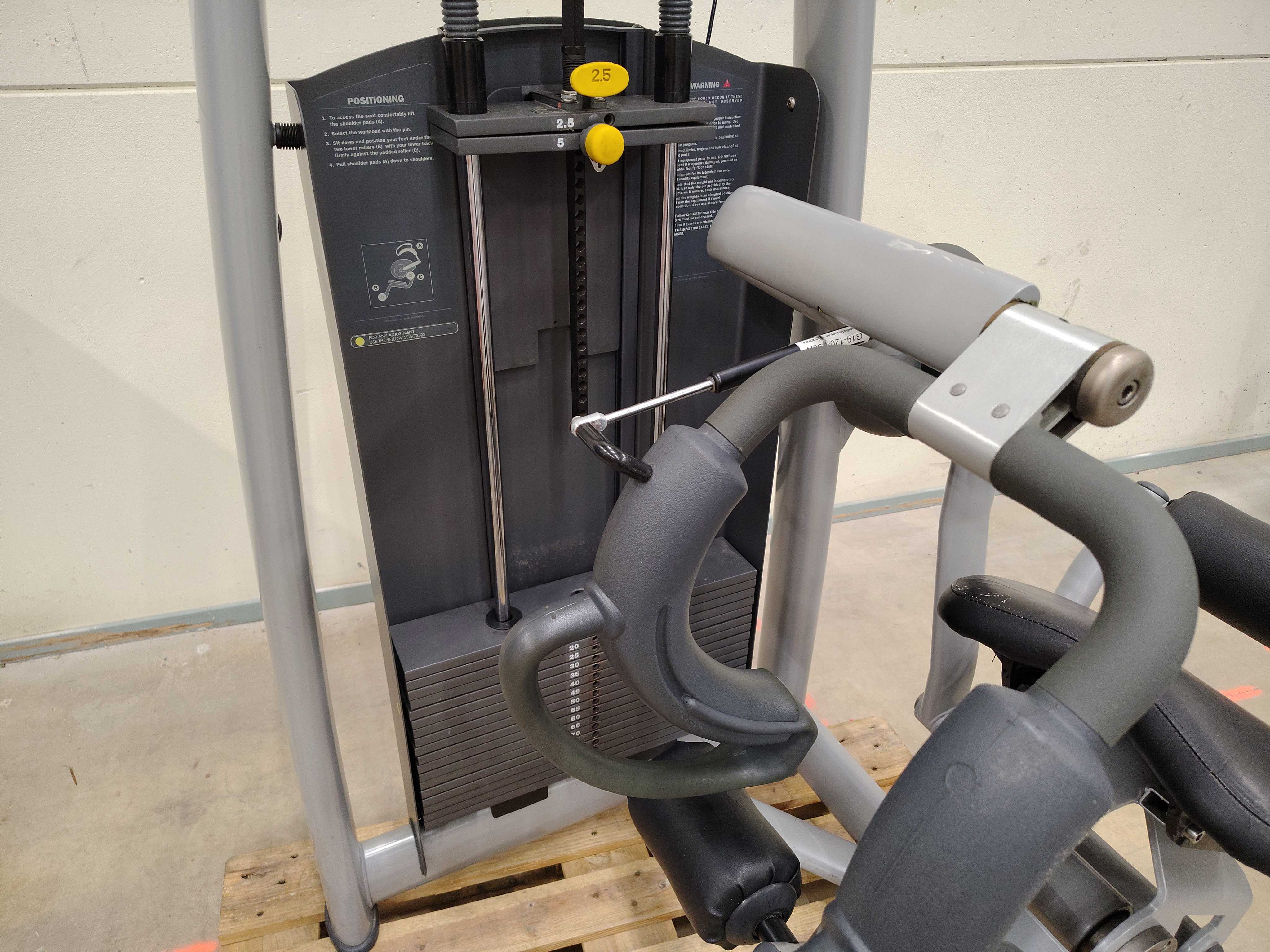 Total Abdominal Abdominal Machine – Technogym – weight magazine ...
