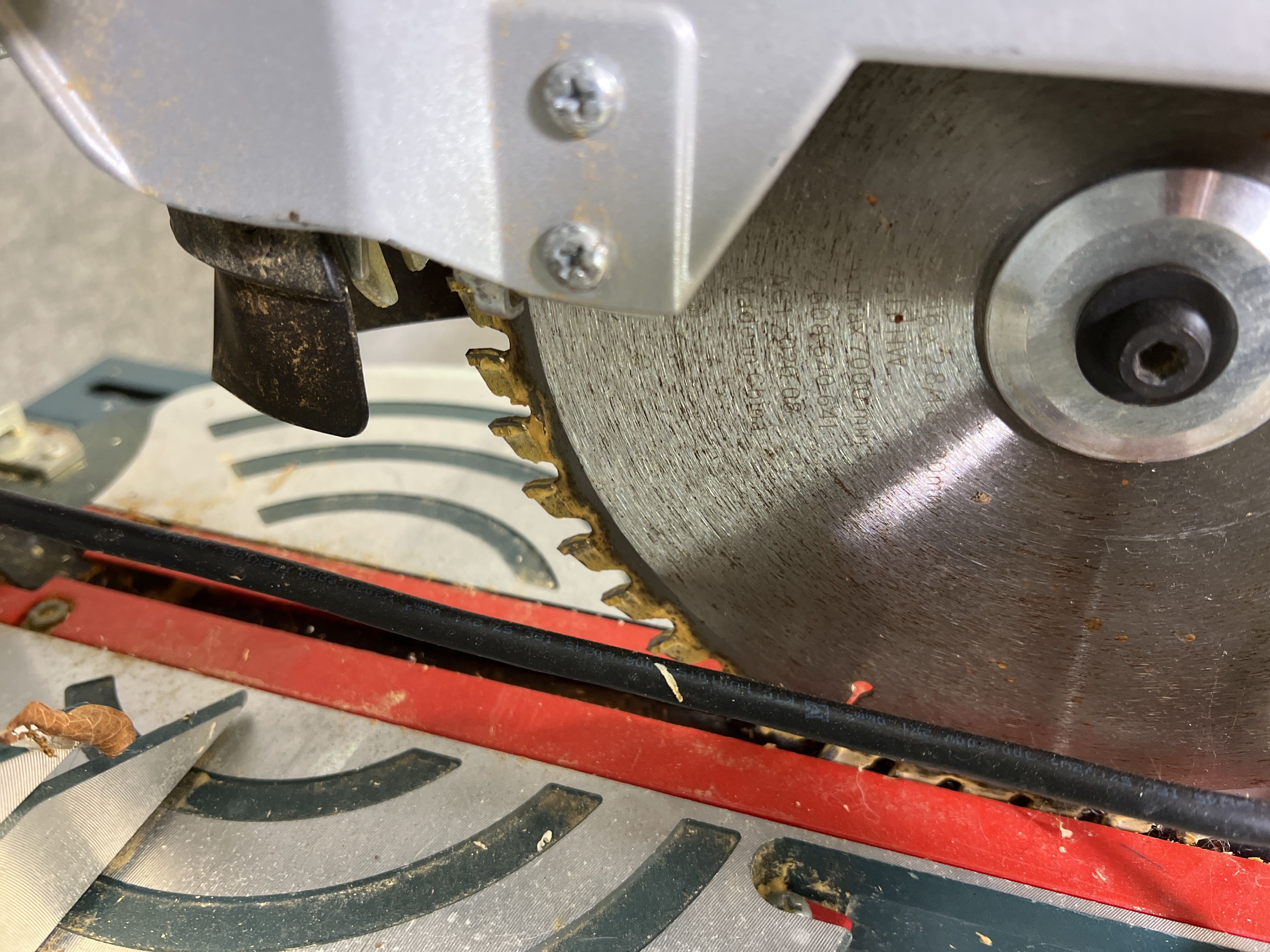 Bosch Kap/Ger saw / Saw table Bosch - PS Auction - We value the future ...