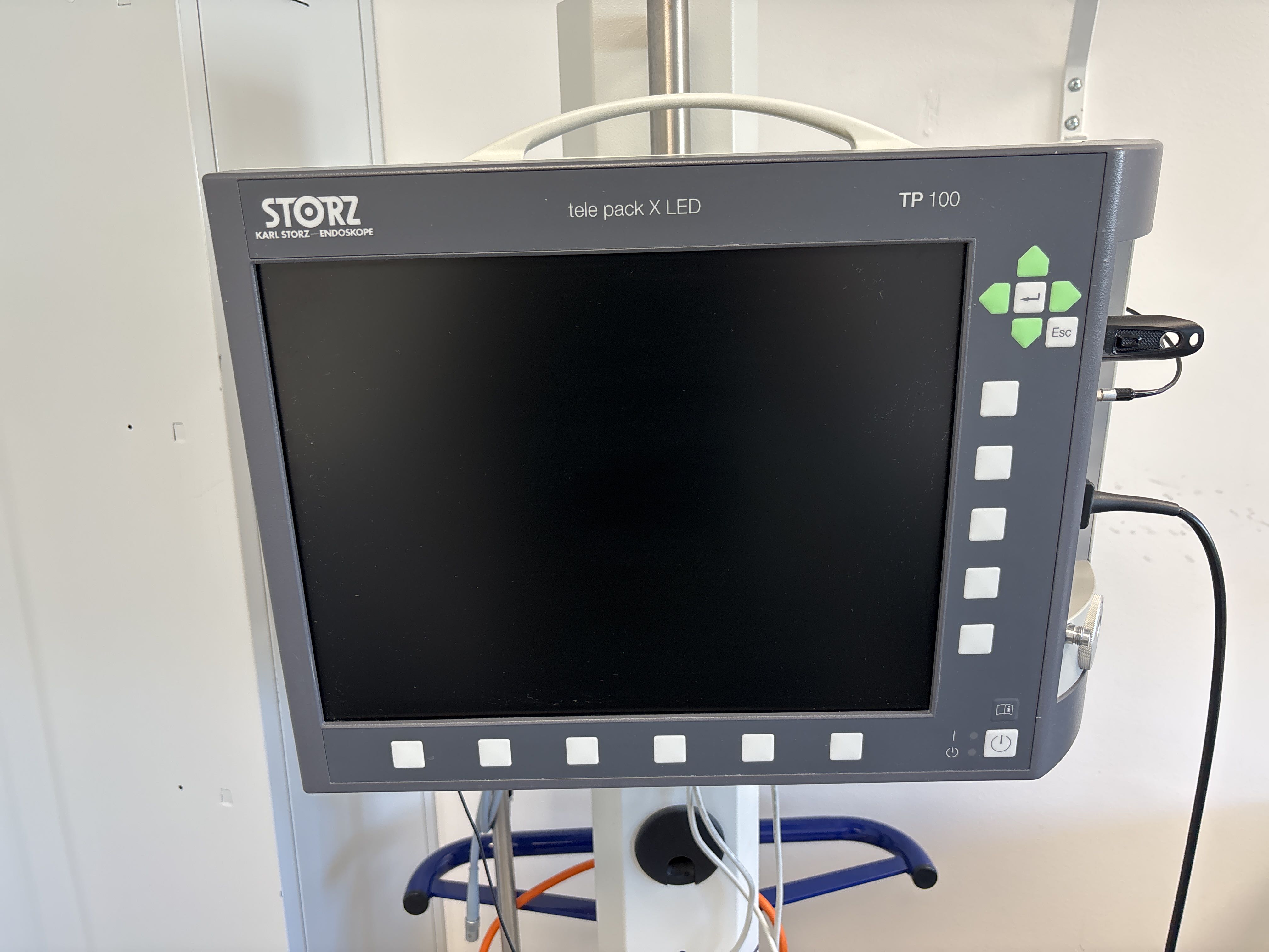 Endoscope with trolley and accessories - Storz Tele Pack TP100 - PS ...