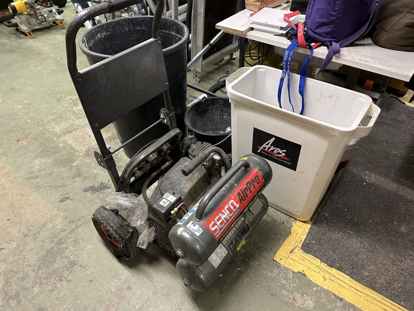 Construction compressor Senco Air Pro - PS Auction - We value the ...