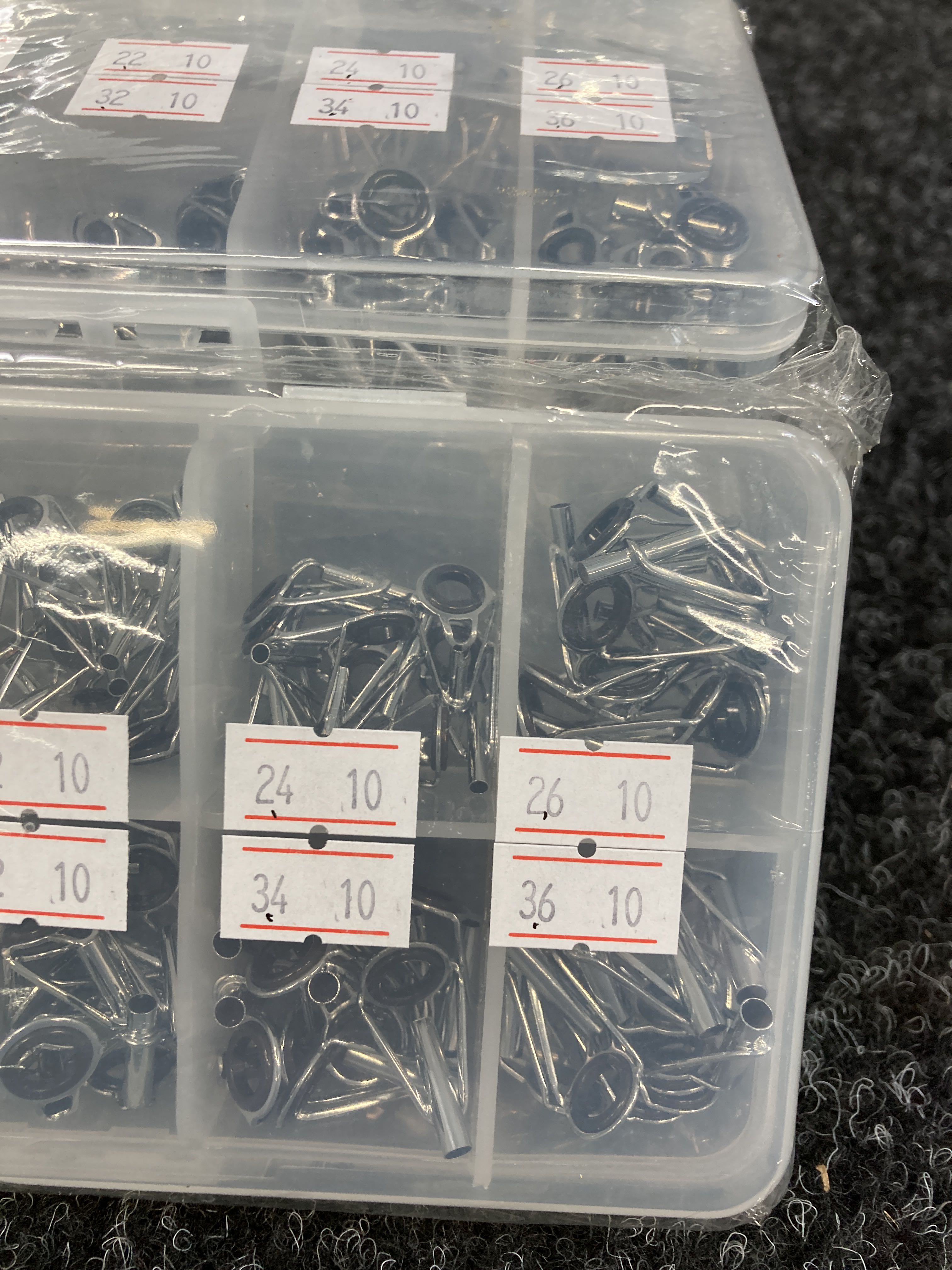 8 st sortimentslådor med spötoppar - Auktioner online - Nätauktioner ...