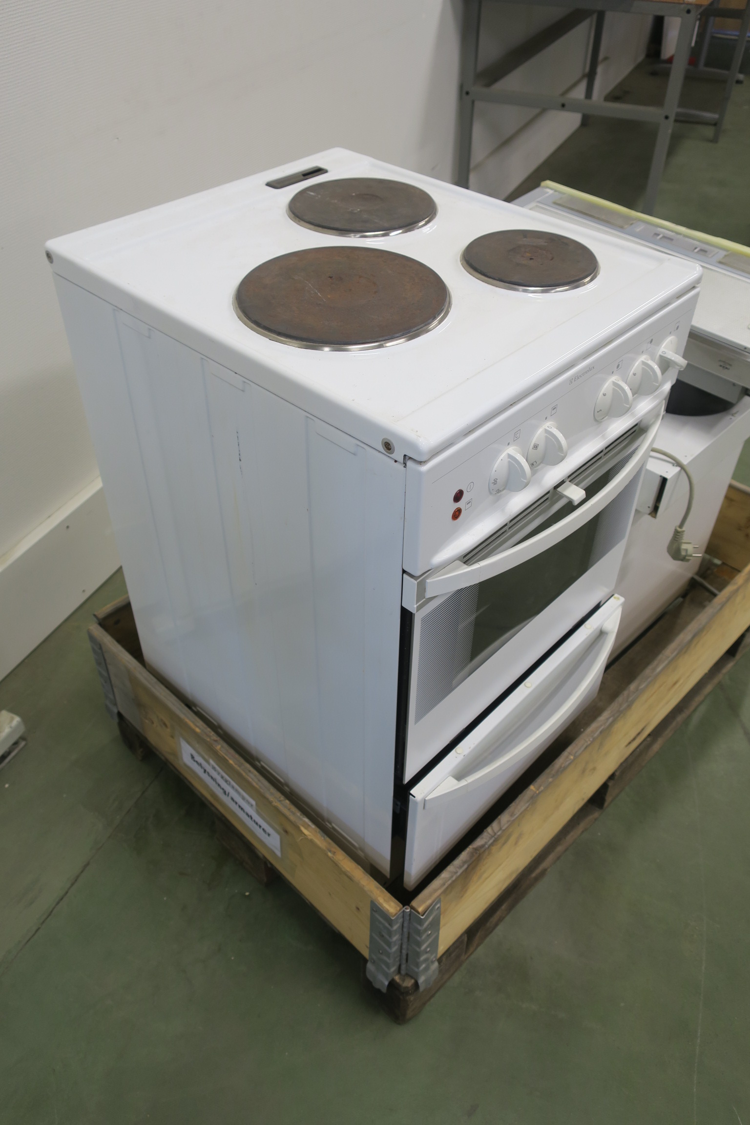 Spis Electrolux samt fläkt futurum m.m. - Auktioner online ...