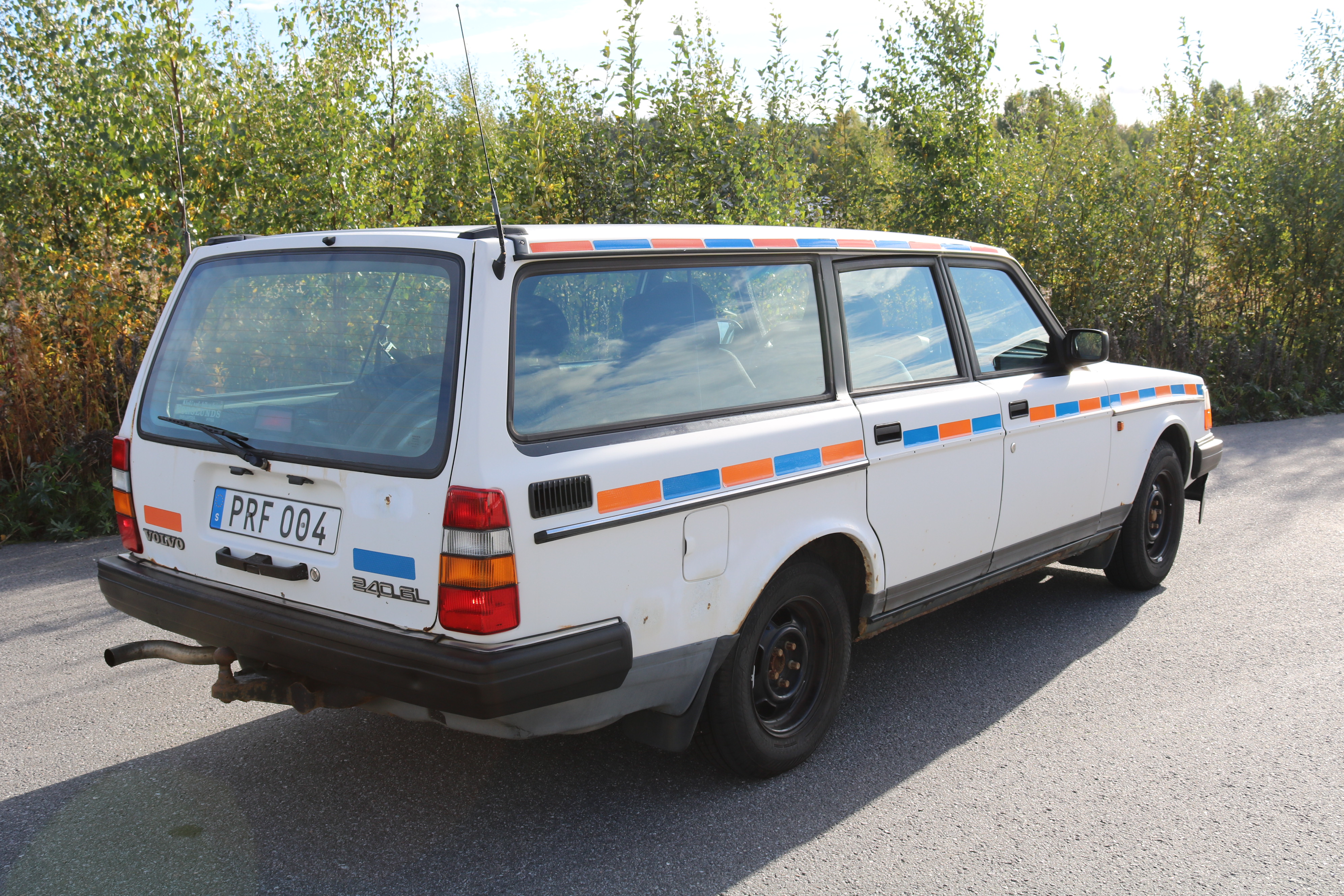 Volvo 240 Kombi GL. 2.3 Manuell, 1993 - Auktioner online - Nätauktioner ...