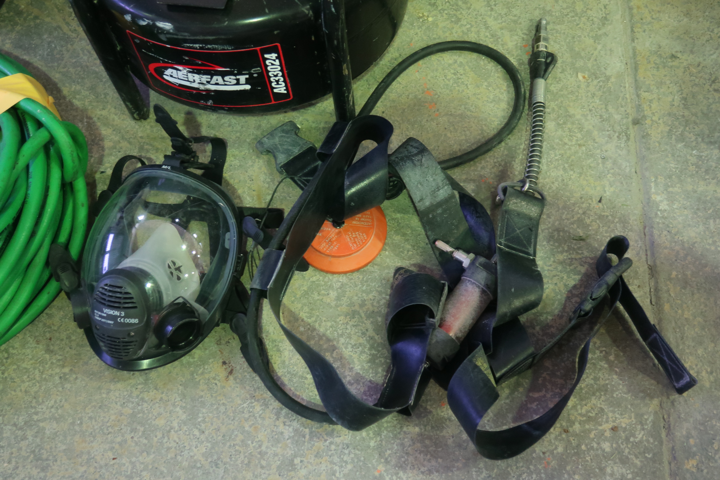 Aerfast compressor, Sundström truck air filter and Scott fresh air mask ...