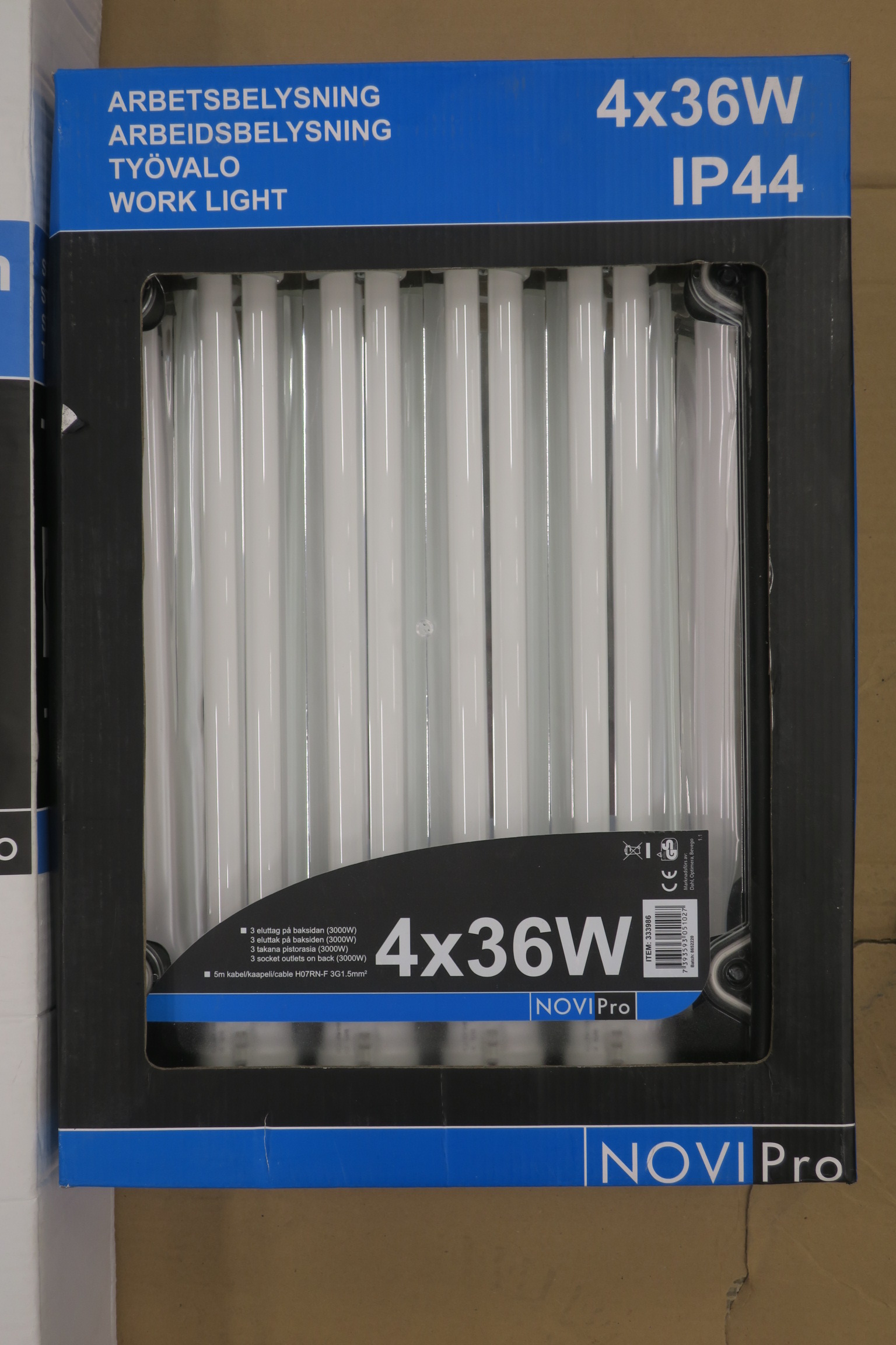 Work lamp and tripod Novipro - PS Auction - We value the future ...