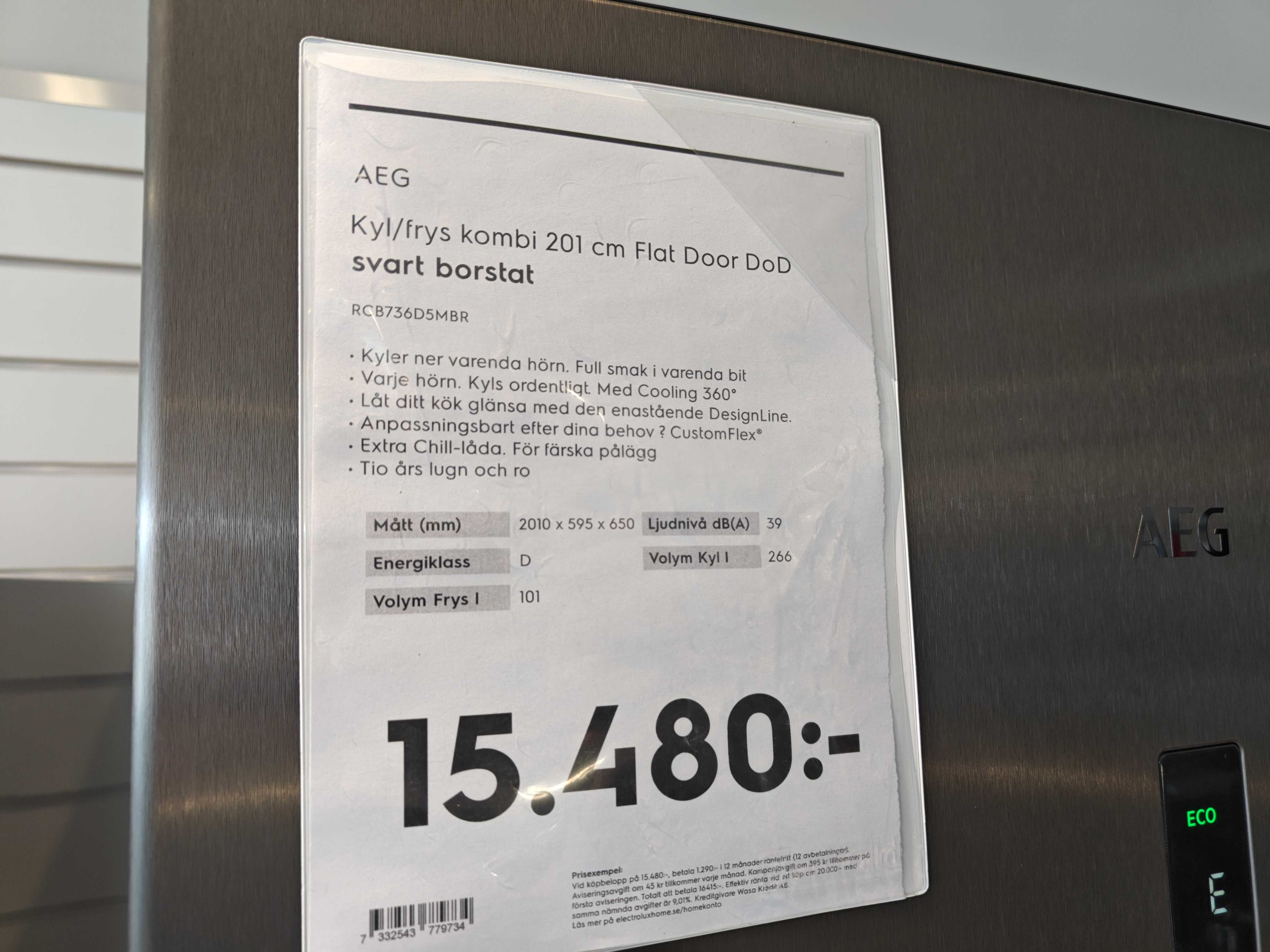 Kyl och frys kombiskåp - AEG RCB736D5MBR - Auktioner online ...