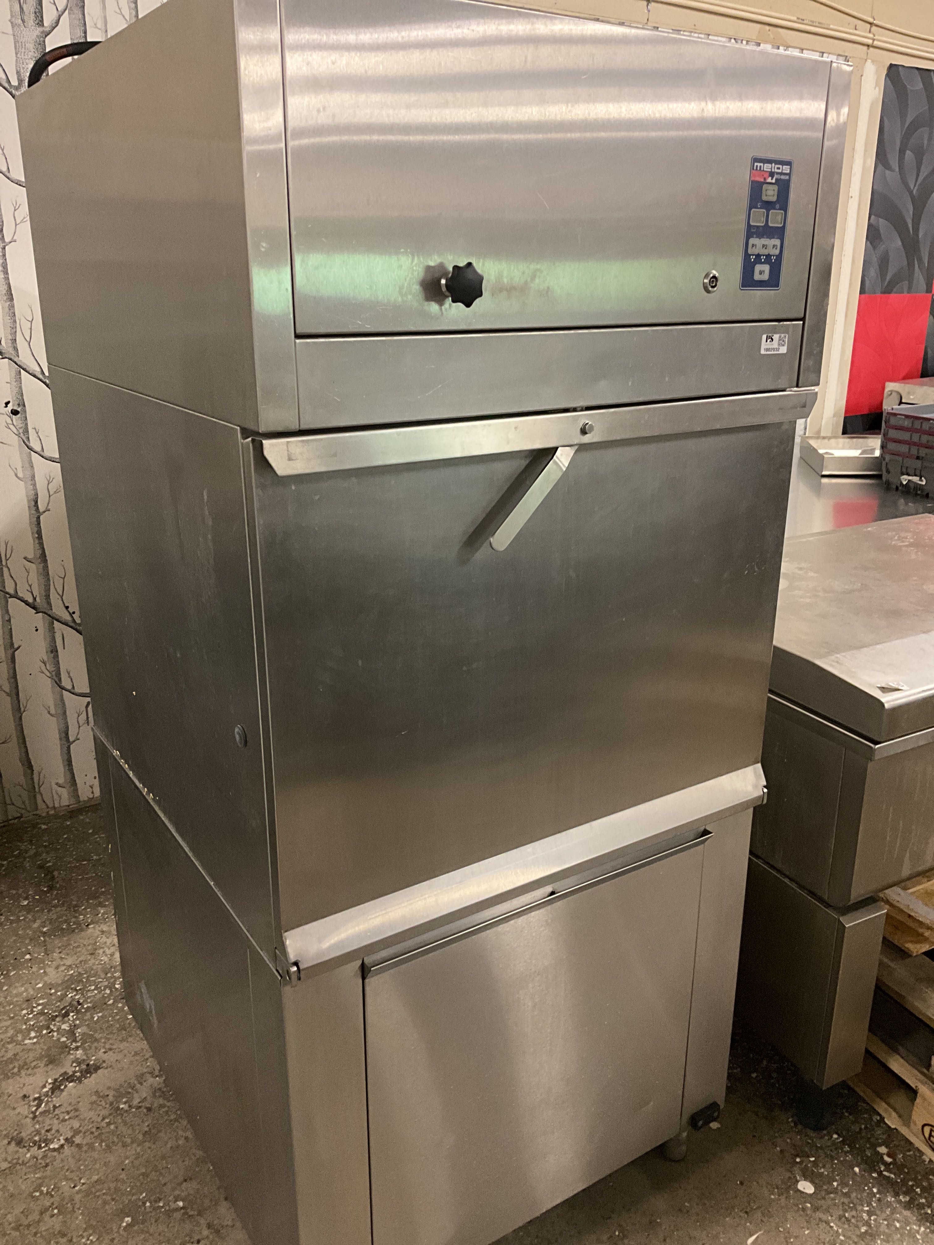Coarse dishwasher Metos WD-80GR - PS Auction - We value the future ...
