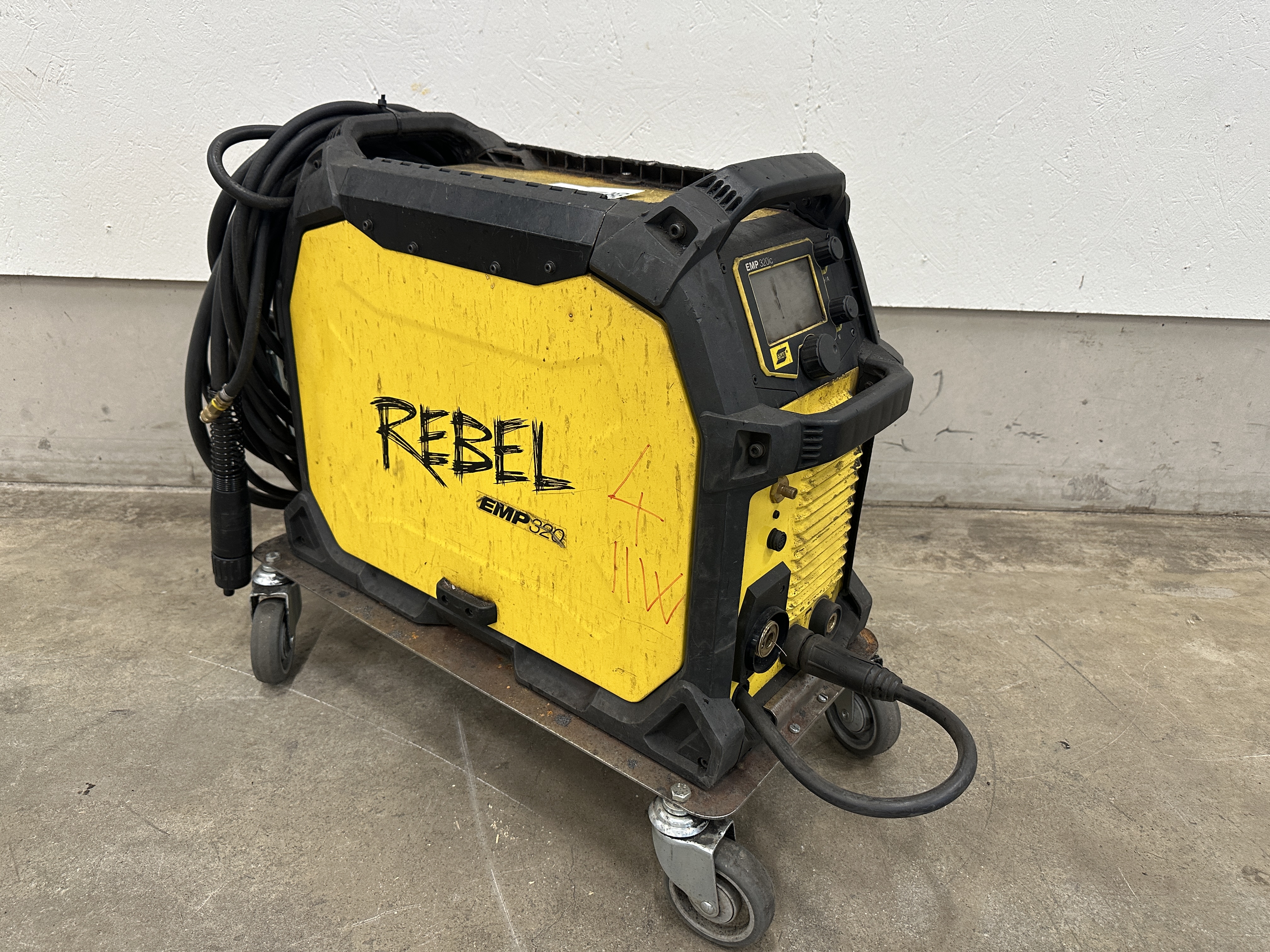 Flermetodsvets ESAB Rebel EMP 320iC - Auktioner online - Nätauktioner ...
