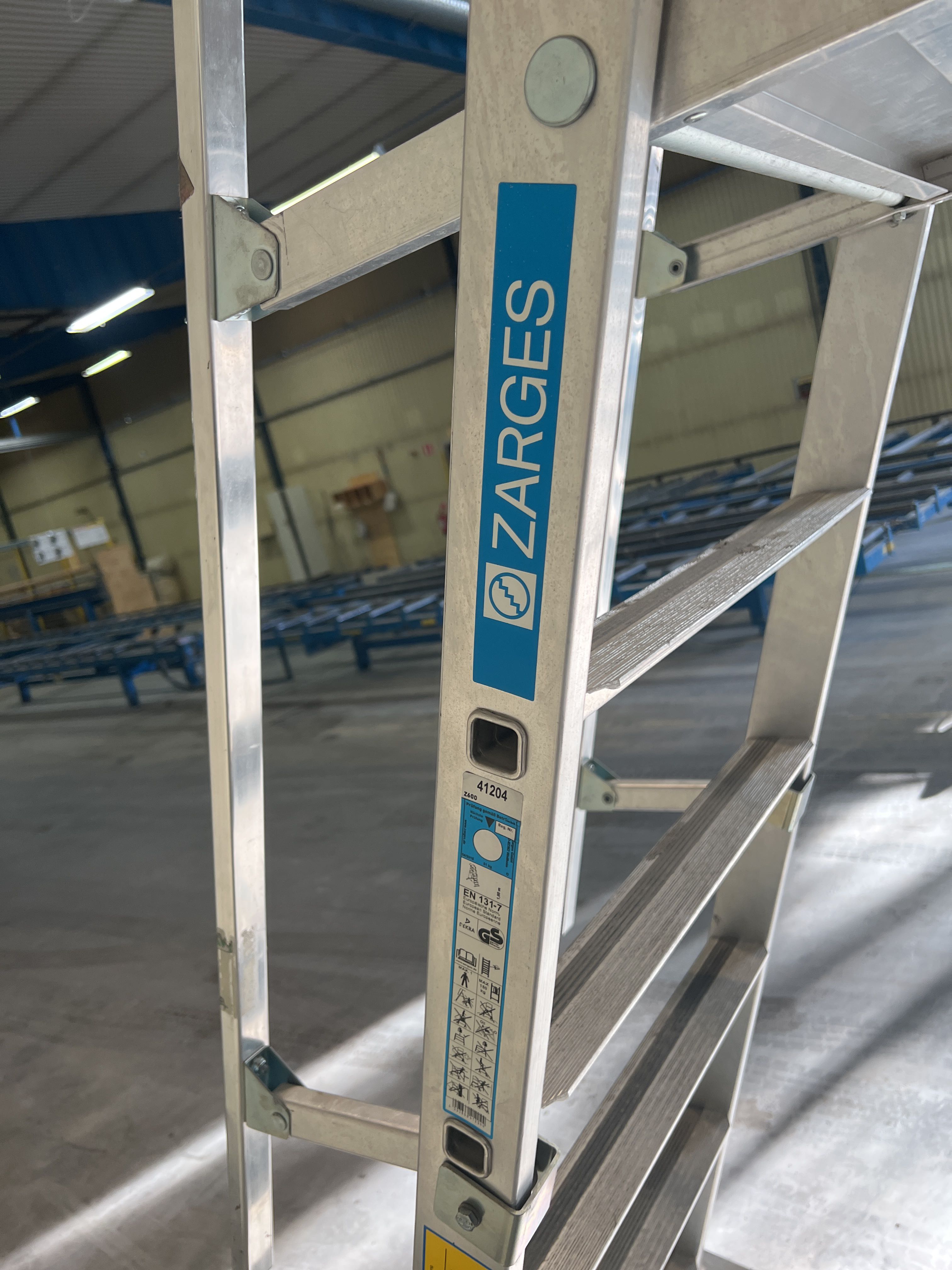 Platform ladder Zarges, 150kg - PS Auction - We value the future ...