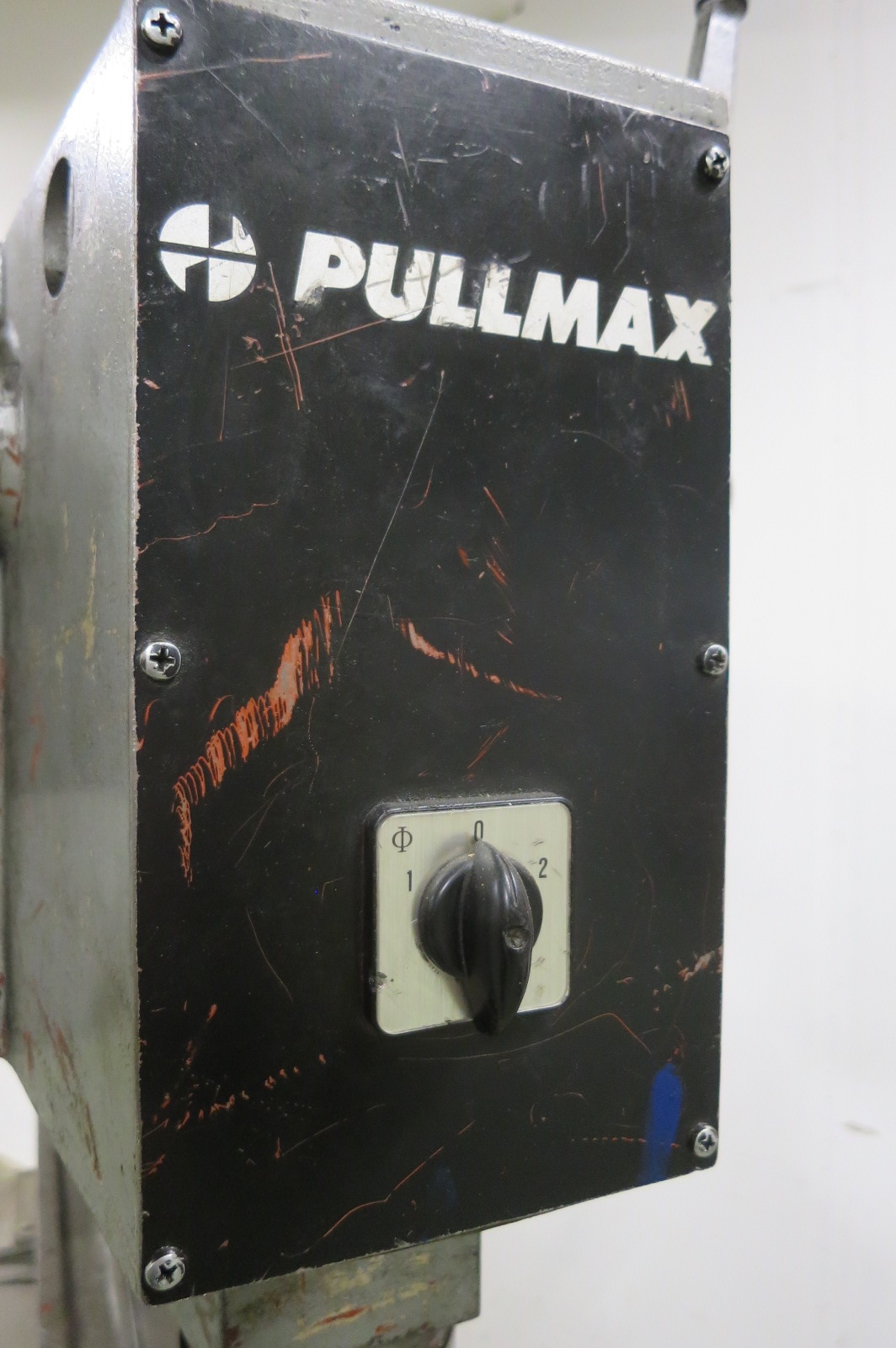 Pullmax P200 - PS Auction - We value the future - Largest in net auctions