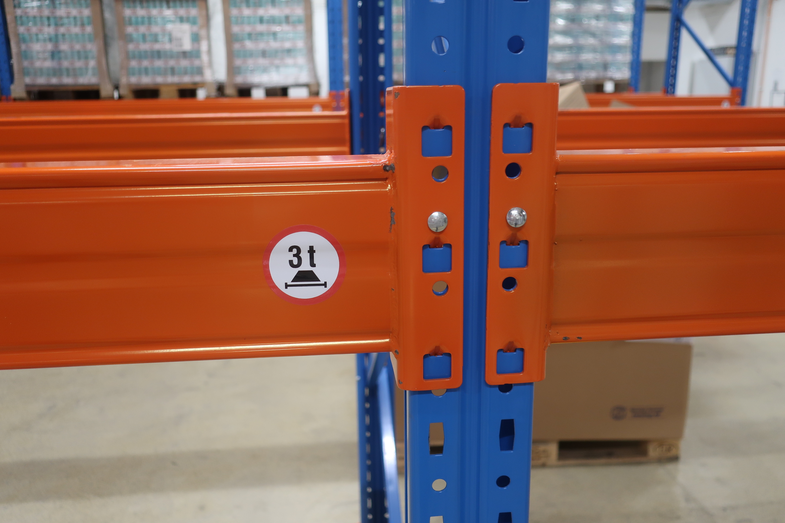 8 sections of pallet racking - 9 ends and 30 beams - PS Auction - We ...