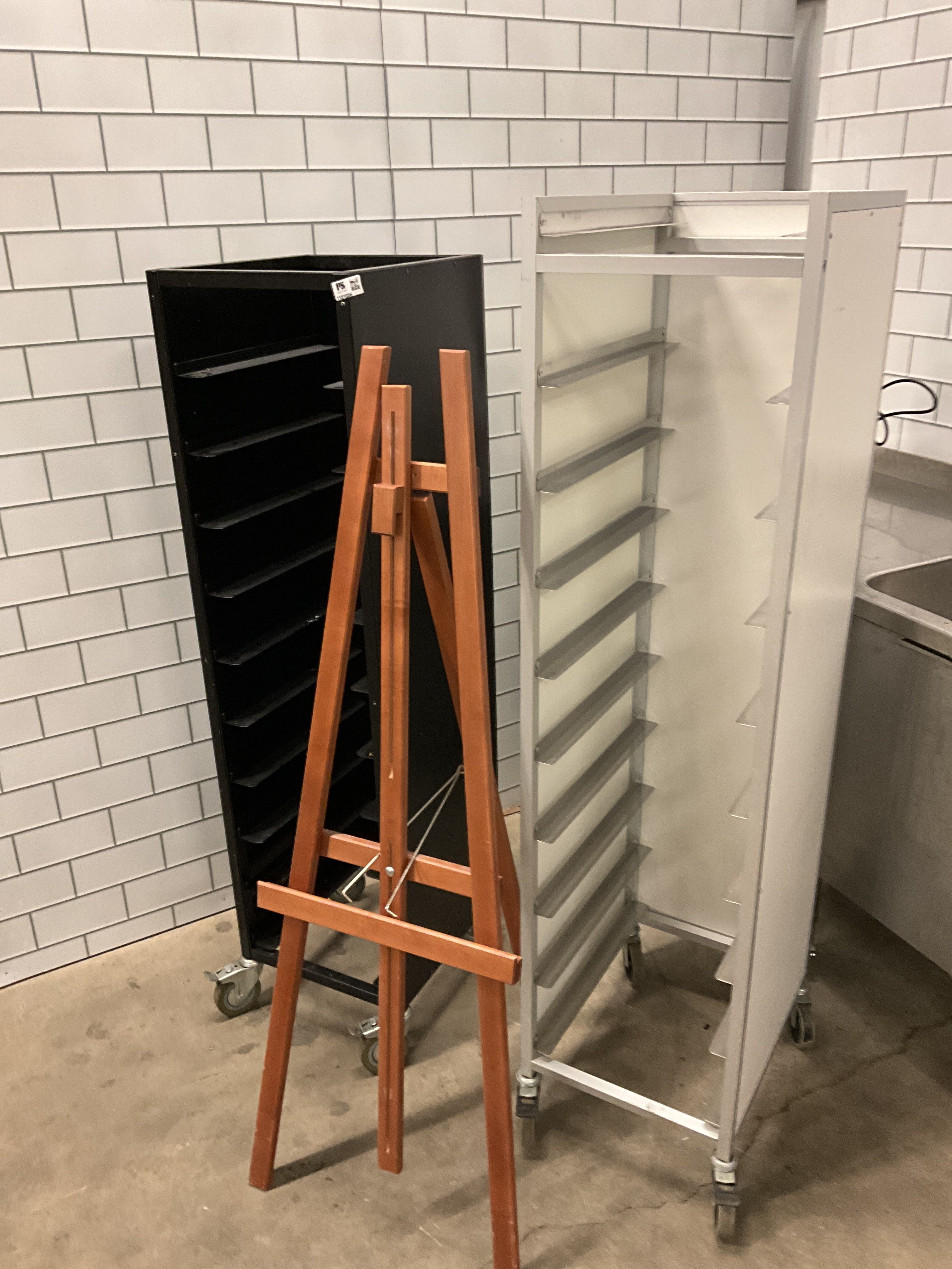 brickvagnar och stafli - Auktioner online - Nätauktioner ...