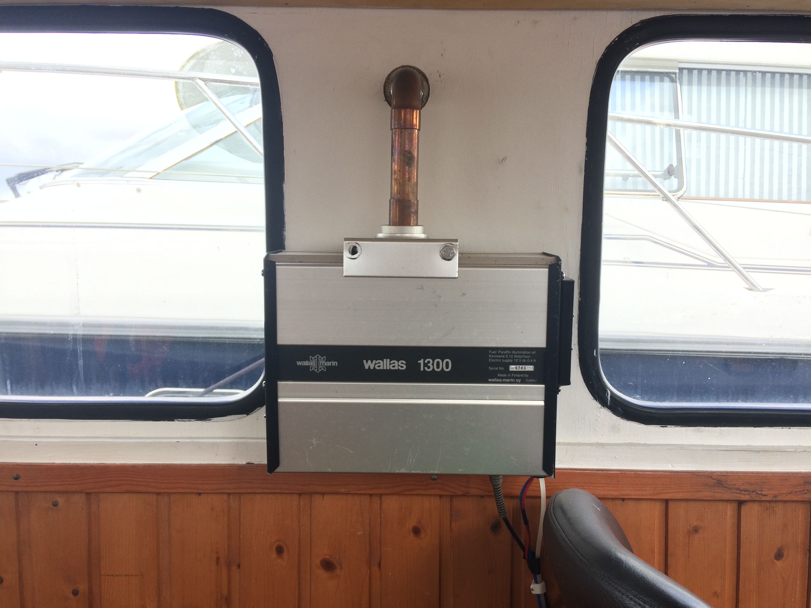 Boat with diesel engine and cabin - PS Auction - We value the future ...