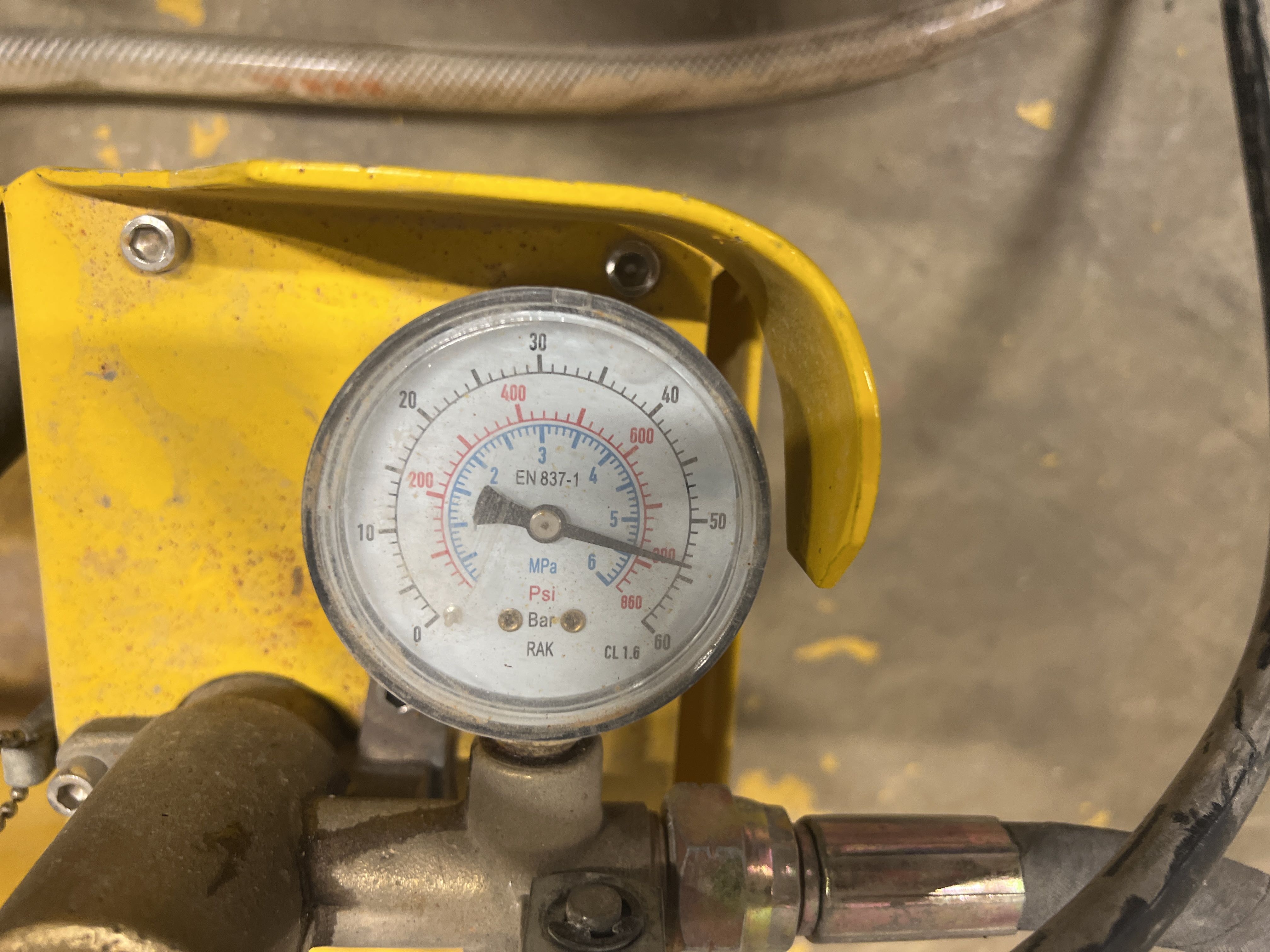 Test pressure pump, pipe cutting machine - REMS, Ironside - PS Auction ...