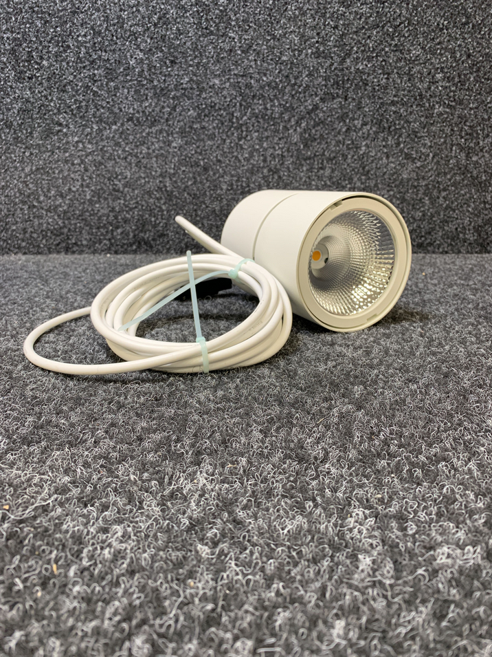 About 50 Spotlights Fagerhult Susp/Surf 230V - PS Auction - We value ...