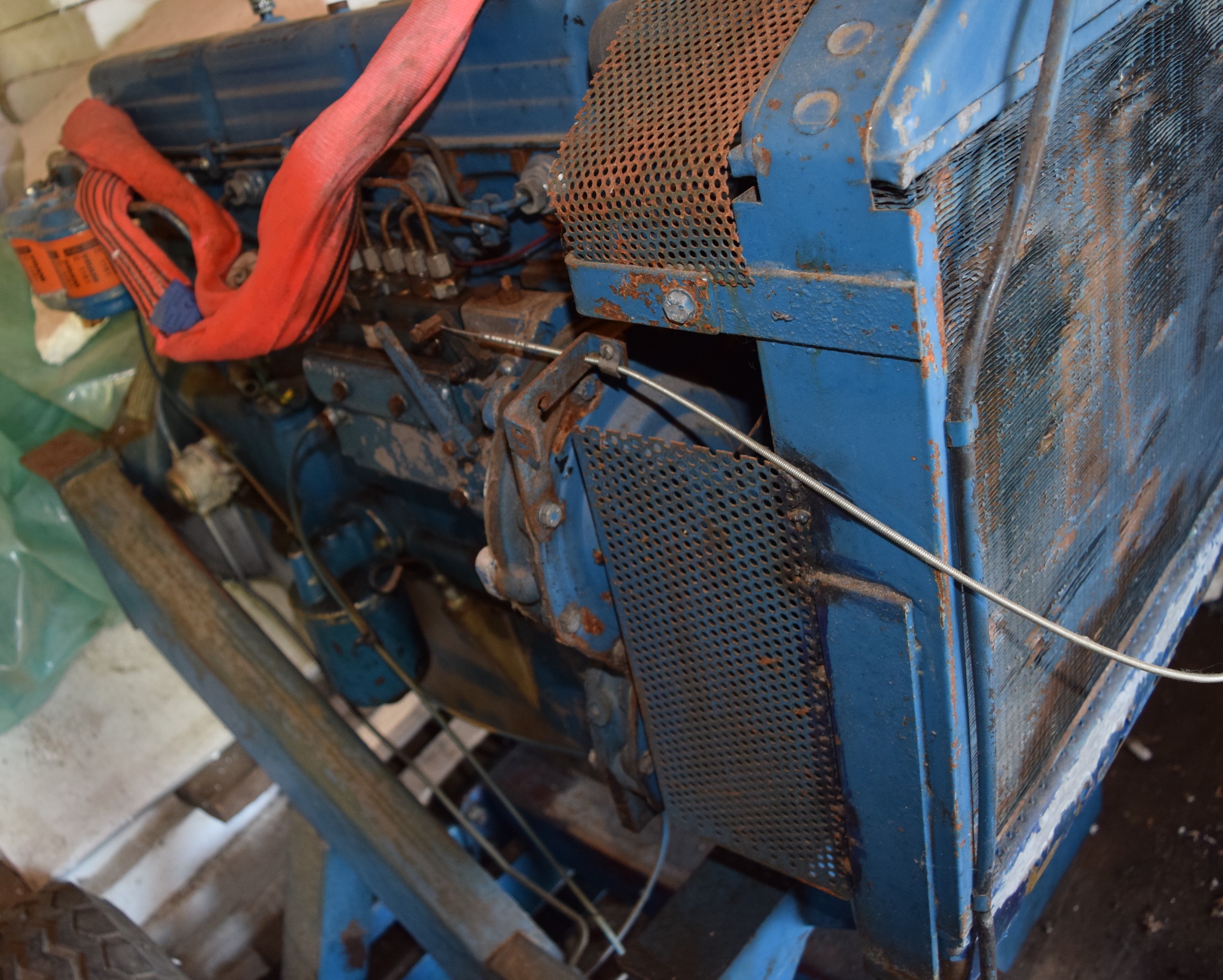 Diesel engine from Ford - 2713E - PS Auction - We value the future ...