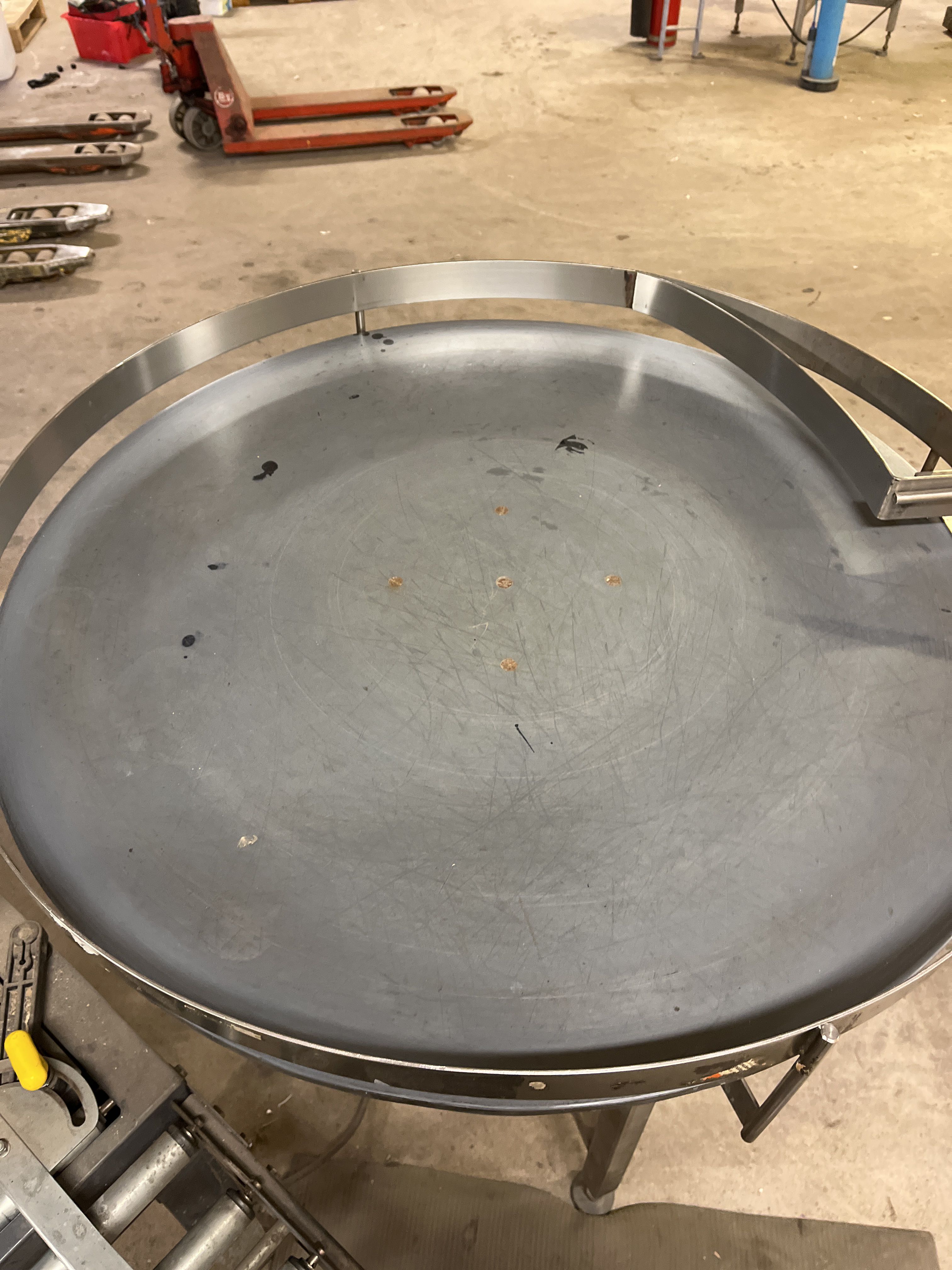 Filling line for liquids - 2 machines with collection tables - PS ...