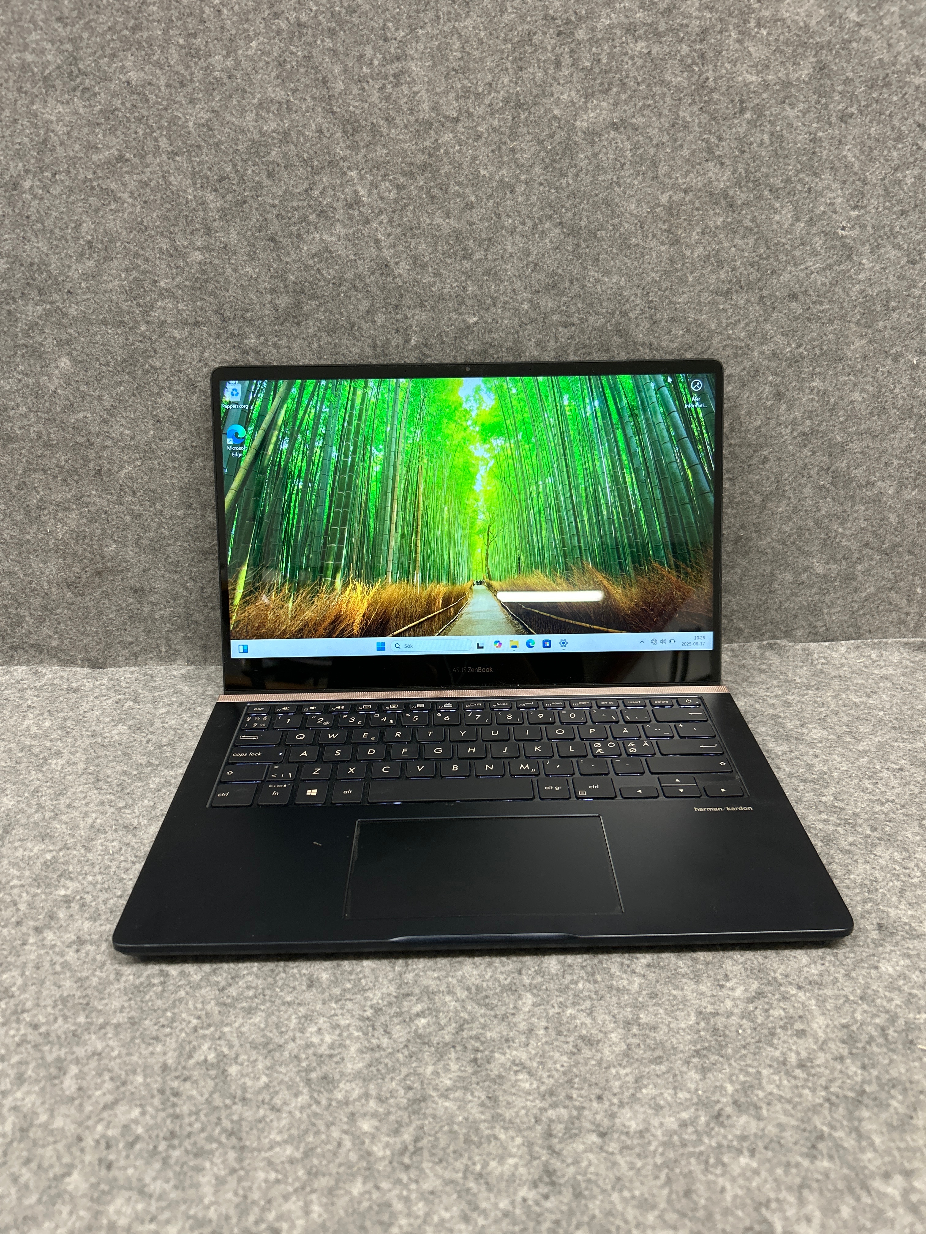 Laptop - Asus ZenBook UX480F 16 GB/512 GB - Auktioner online ...