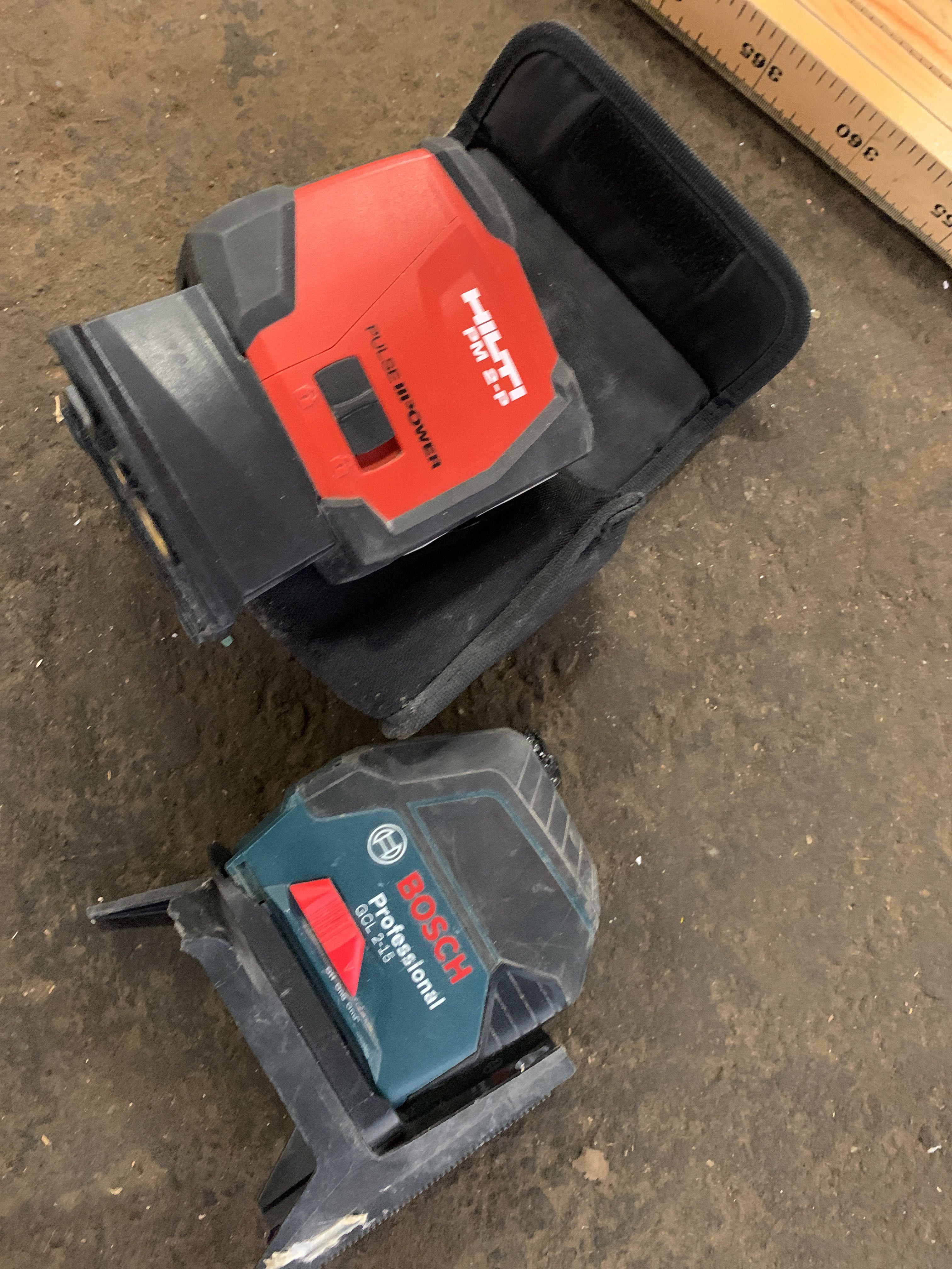 Cross laser Hilti and Bosch, Laser stand Blinken - PS Auction - We ...