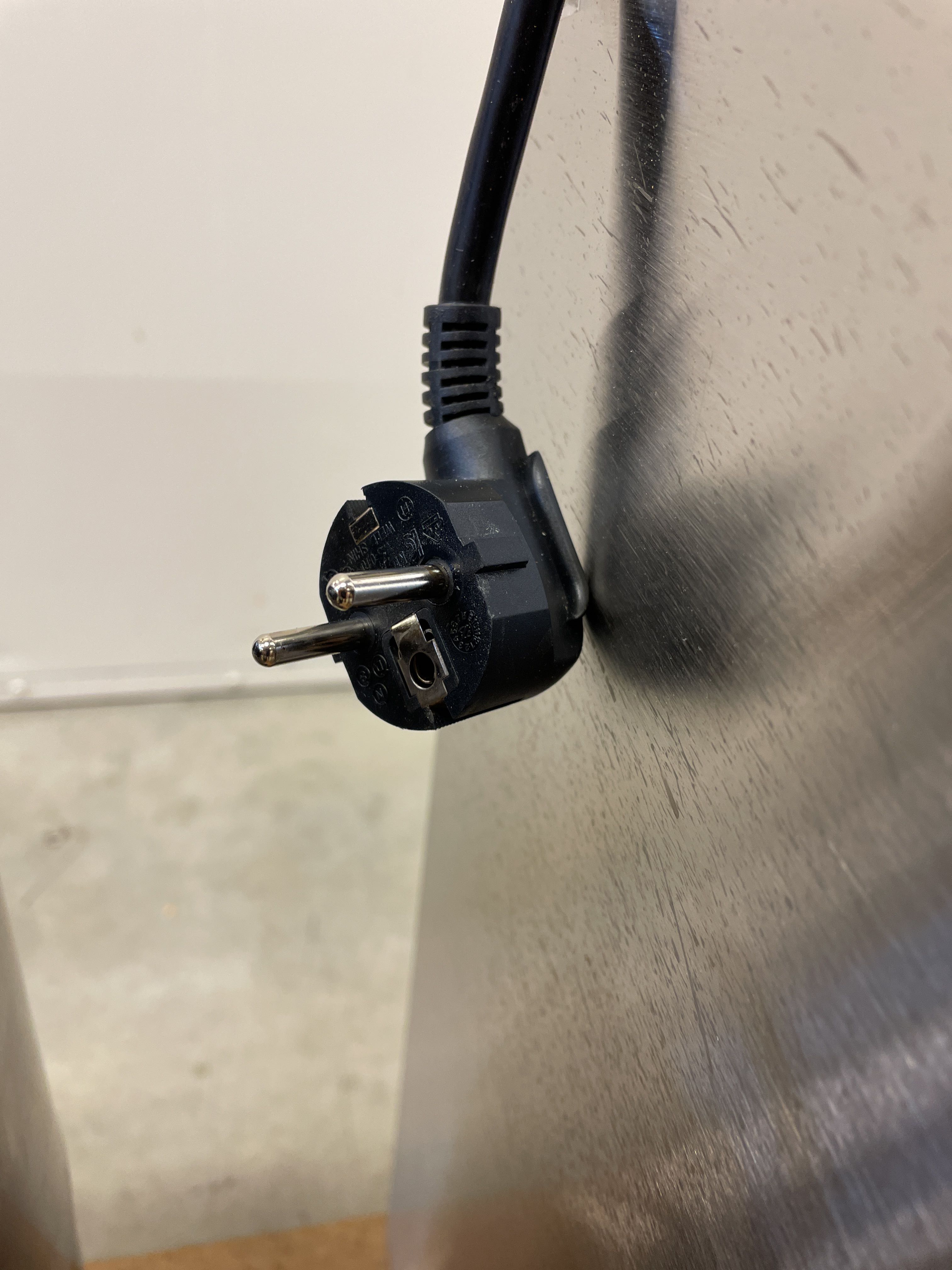 Kaffebryggare Bunn ICB Tower inklusive 4 x Bunn Termosar 6l - Auktioner ...