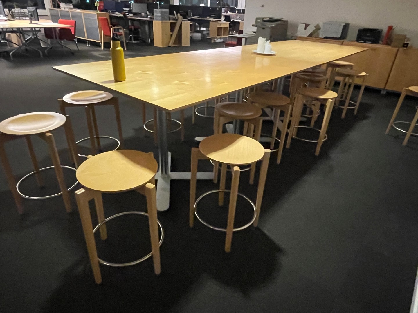 Conference / lunch table & storage - PS Auction - We value the future ...