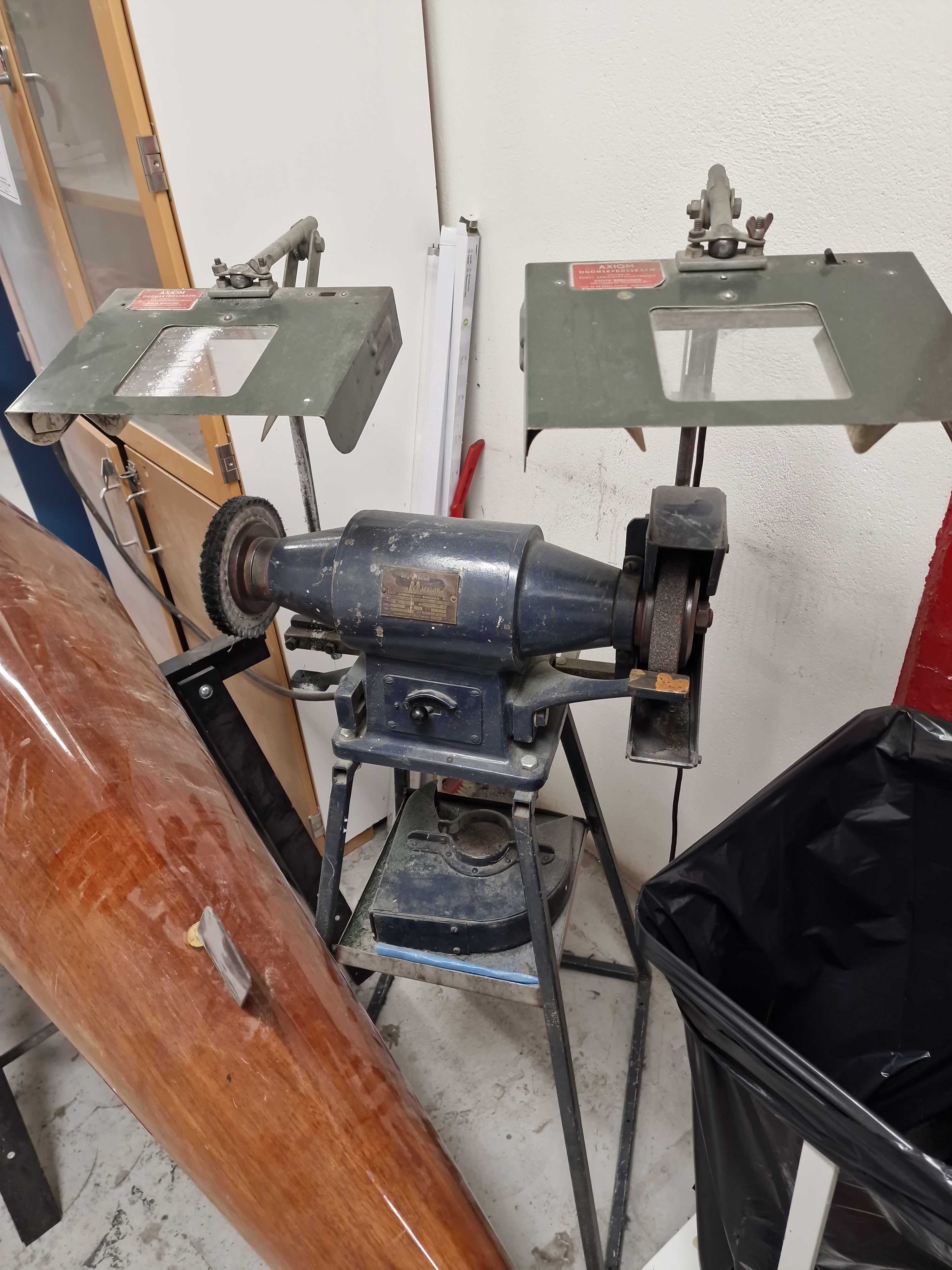Pillar grinder Arboga E 308, 400V - PS Auction - We value the future ...