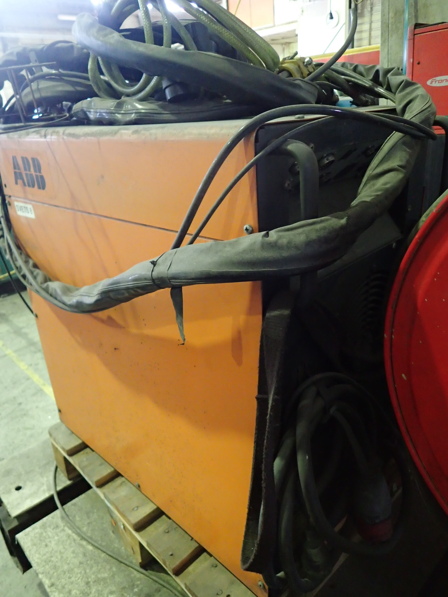 Svetsrobot Elmo ABB - Auktioner online - Nätauktioner ...