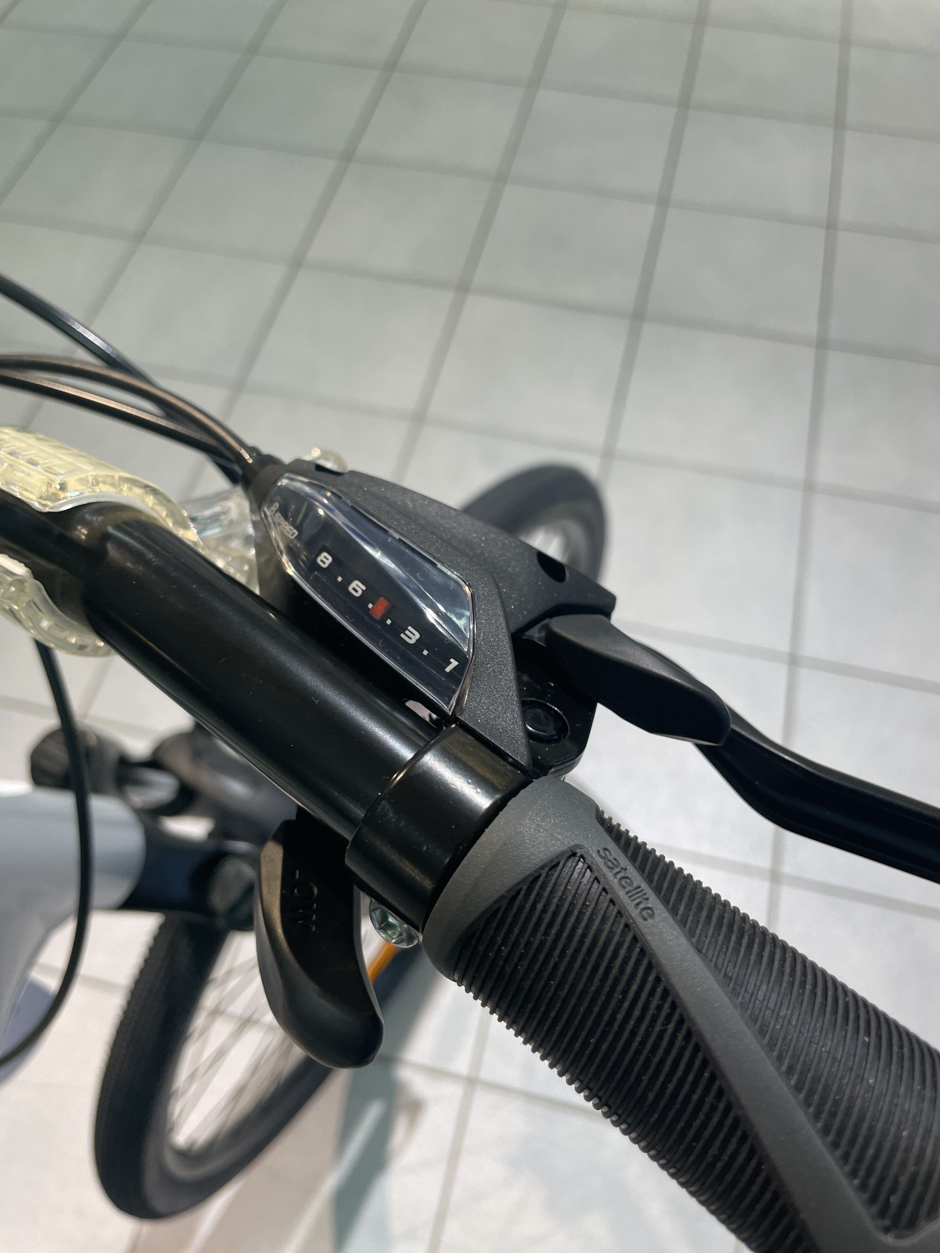 Trek Dual Sport 1 cykel XL - Auktioner online - Nätauktioner ...