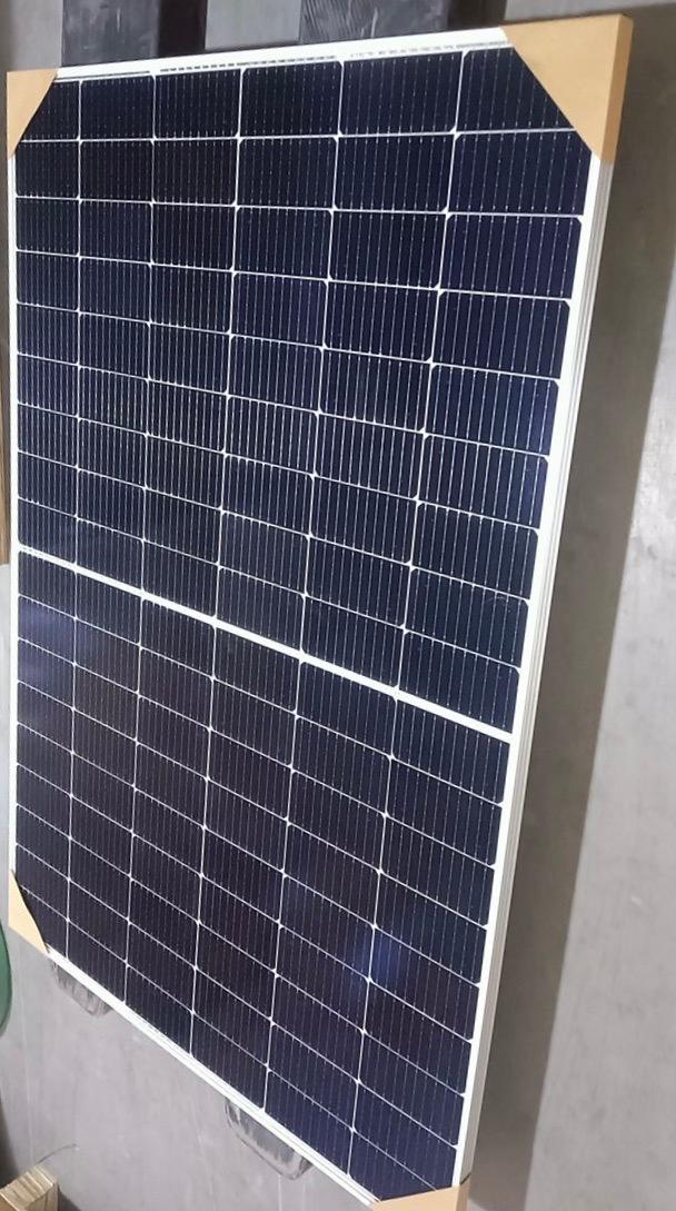 New model Solar cells Mono 410 w half cell 30-pack - PS Auction - We ...