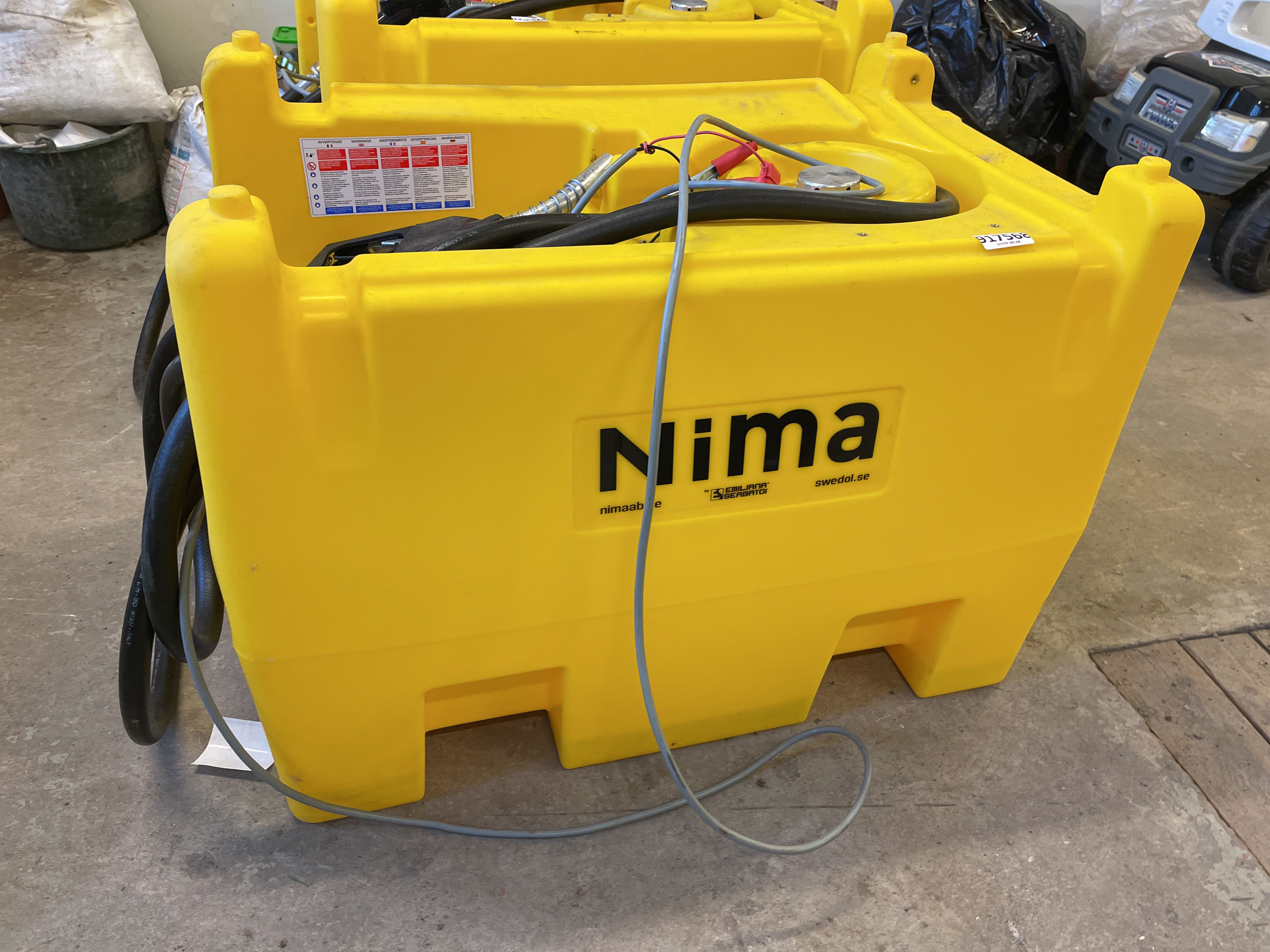 Farmartank Nima med 12v pump - Auktioner online - Nätauktioner & Konkursauktioner | PS Auction