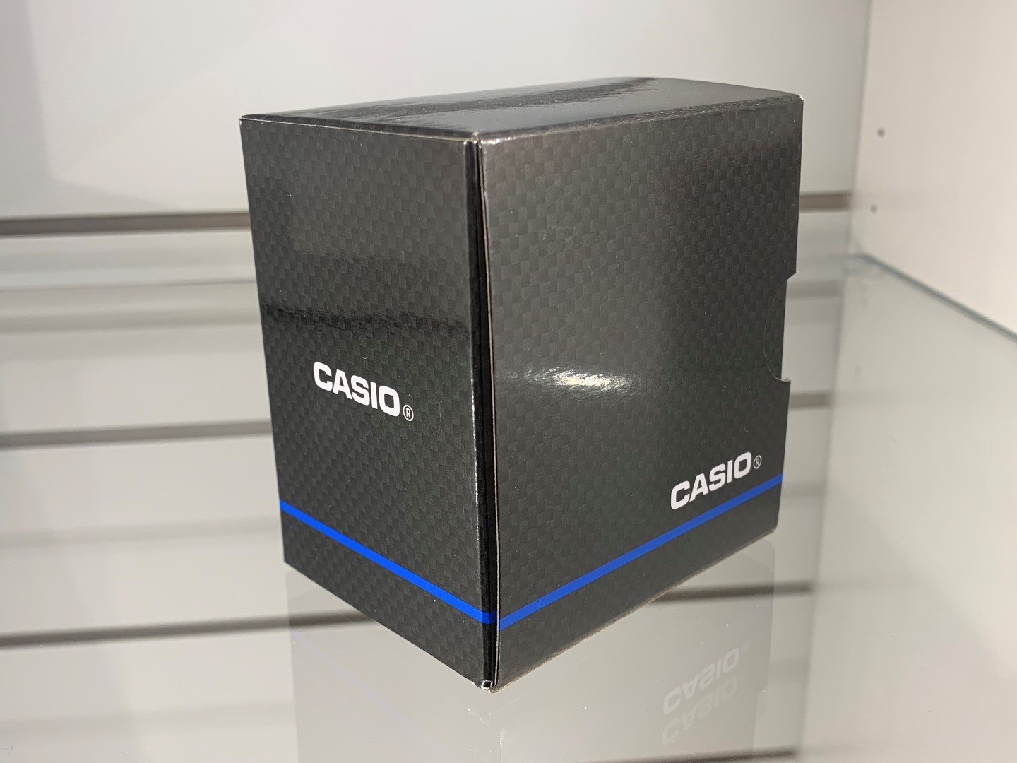 Casio G-Shock inkl box - Auktioner online - Nätauktioner ...