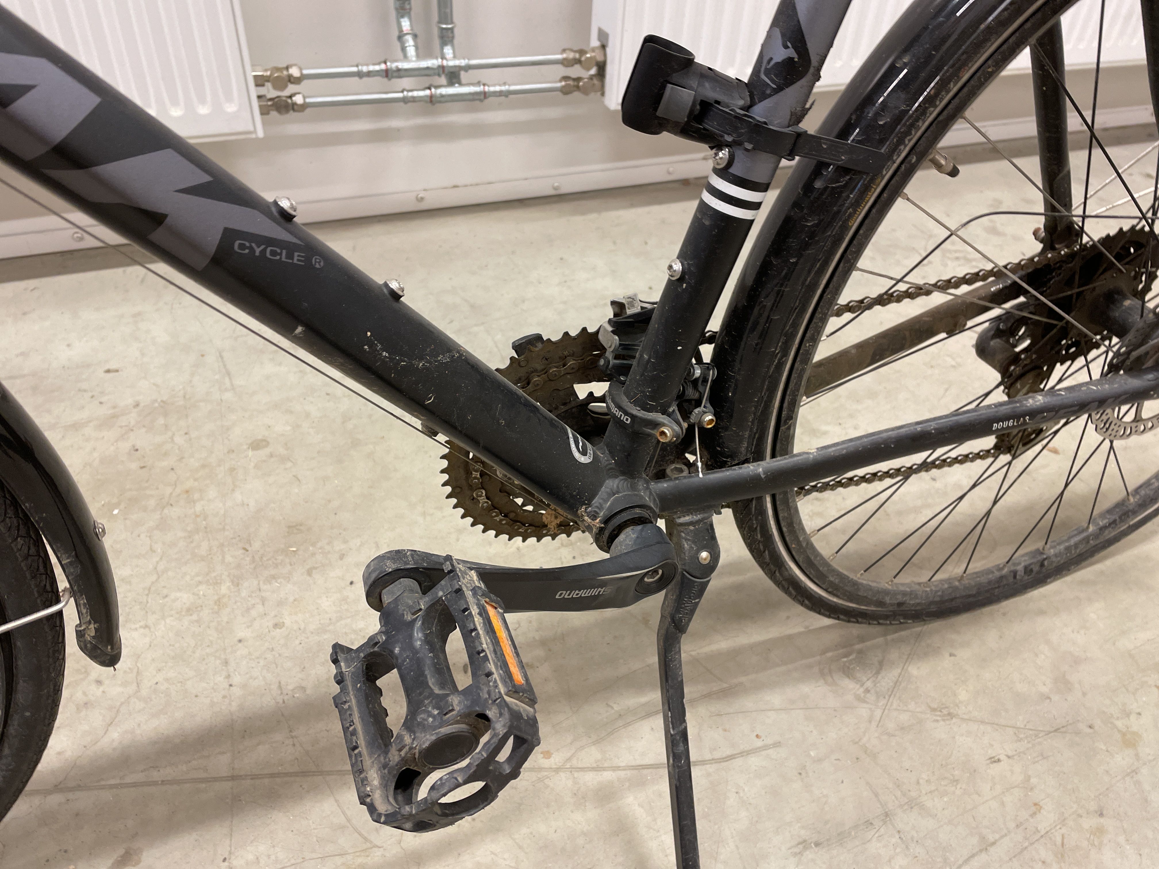 Cykel Peak Douglas. 24 växlar - Auktioner online - Nätauktioner ...