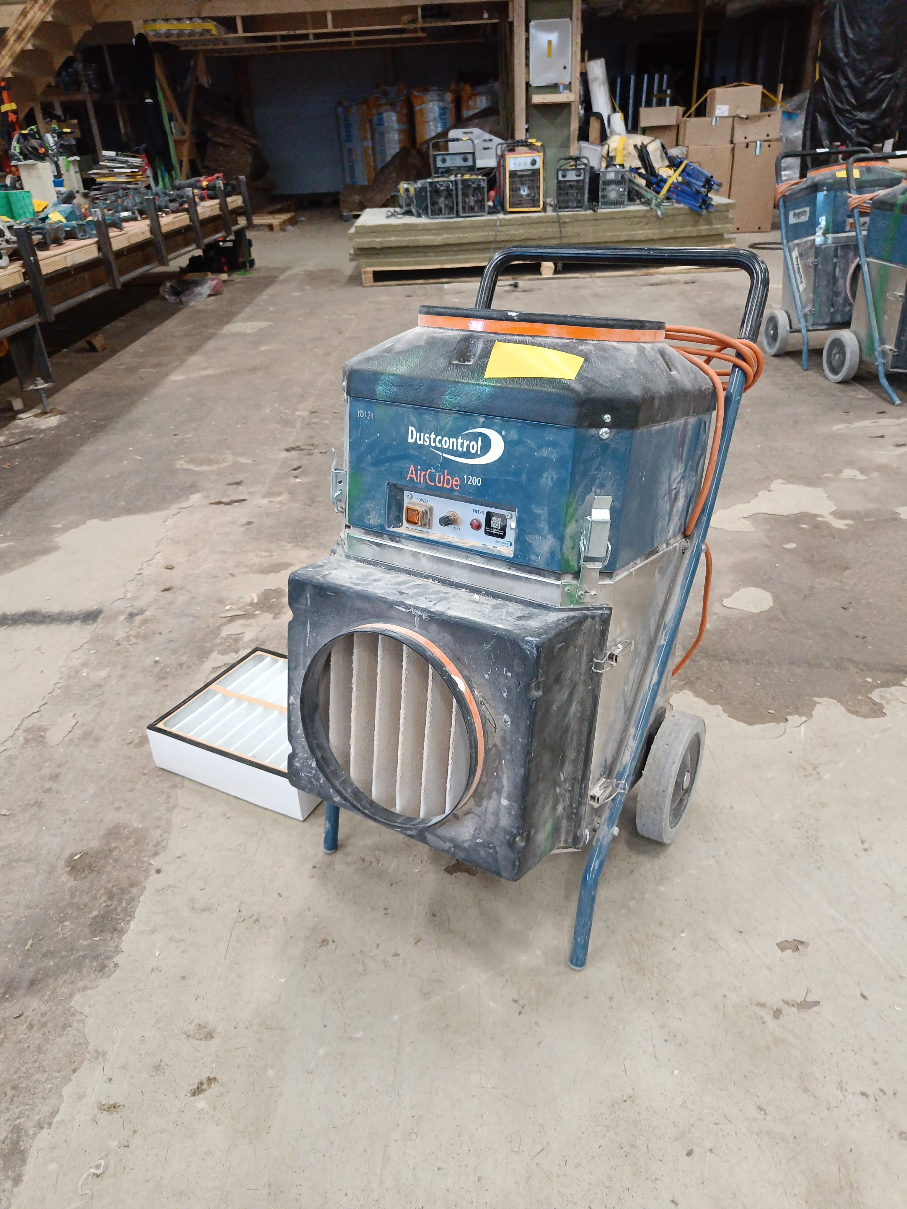 Air purifier Dustcontrol AirCube 1200 - PS Auction - We value the ...
