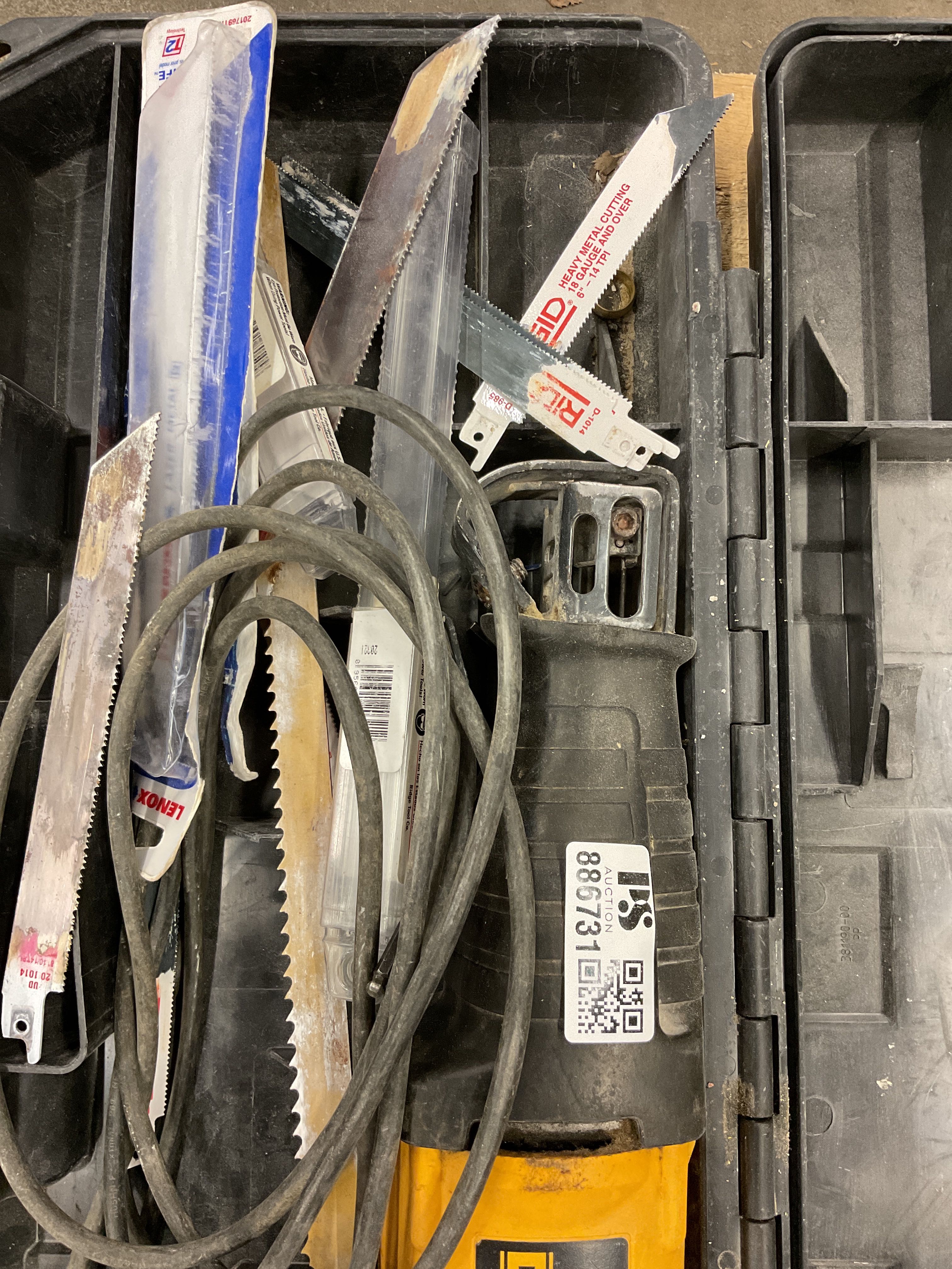 Tiger saw Dewalt DW 303 - QS - PS Auction - We value the future ...