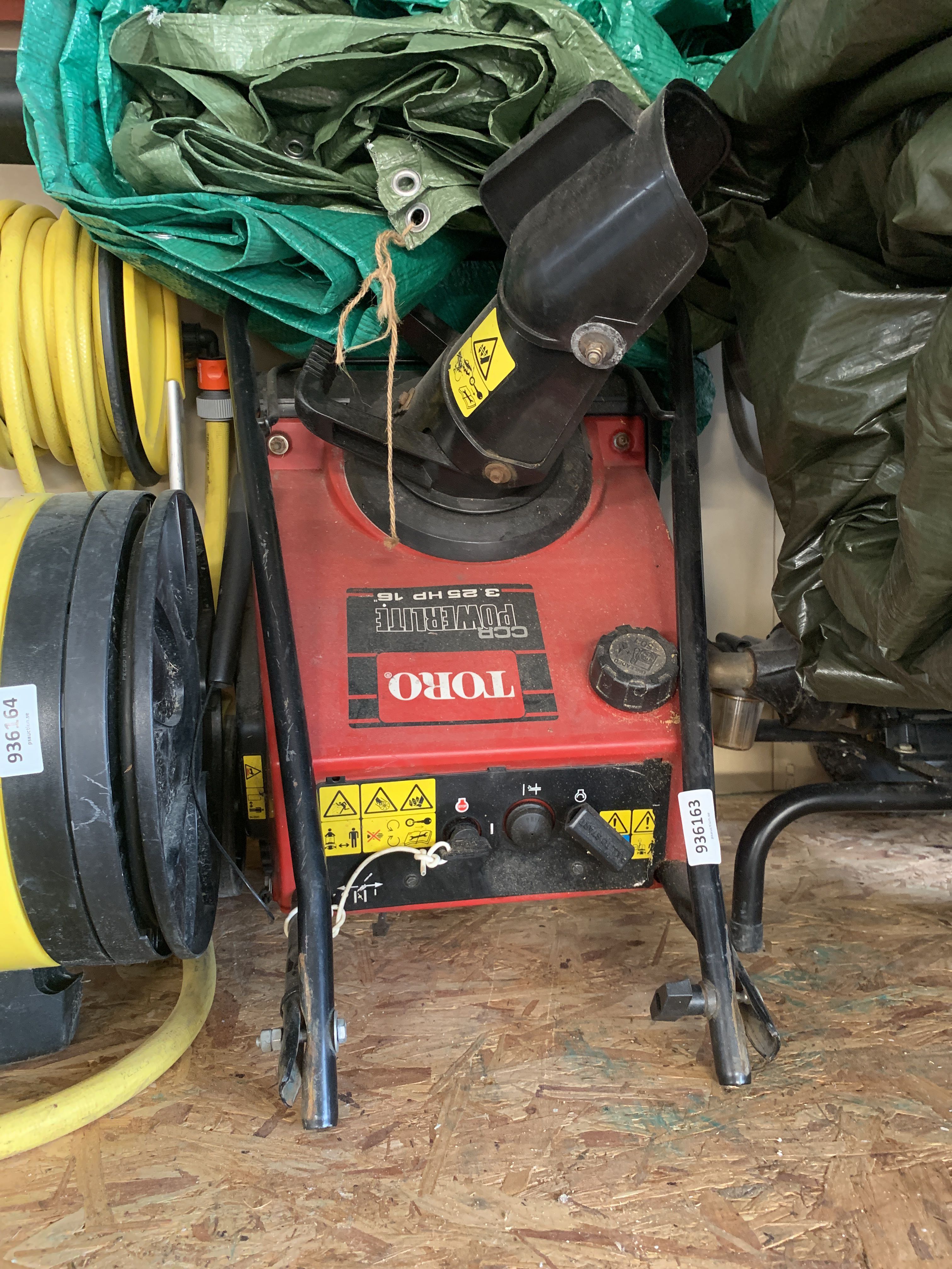 Toro Powerlite snow blower - PS Auction - We value the future - Largest ...