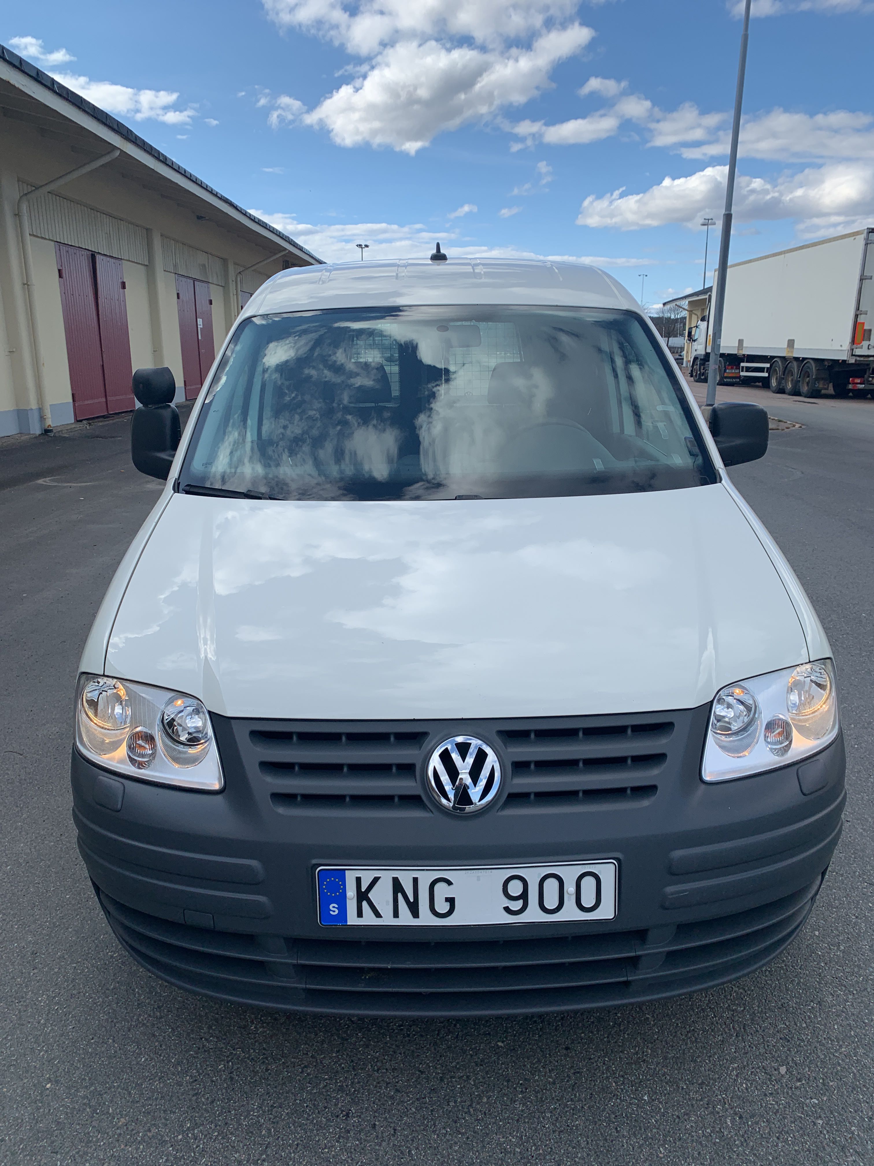 Volkswagen Caddy 1.9 TDI automatic -2010 (105hp, 223909km) - PS Auction ...