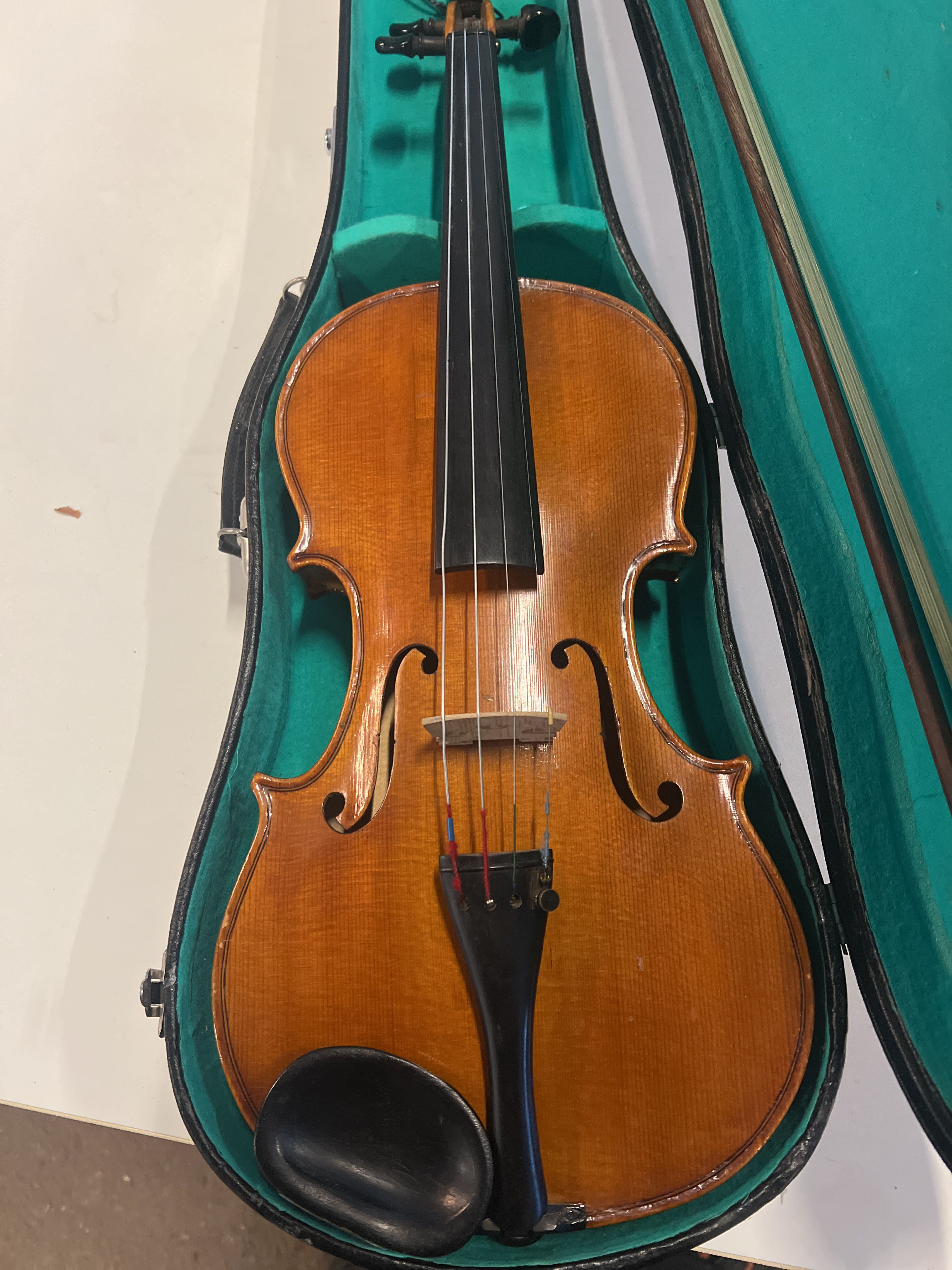 Fiol Från ORSA år1954 - Auktioner online - Nätauktioner ...