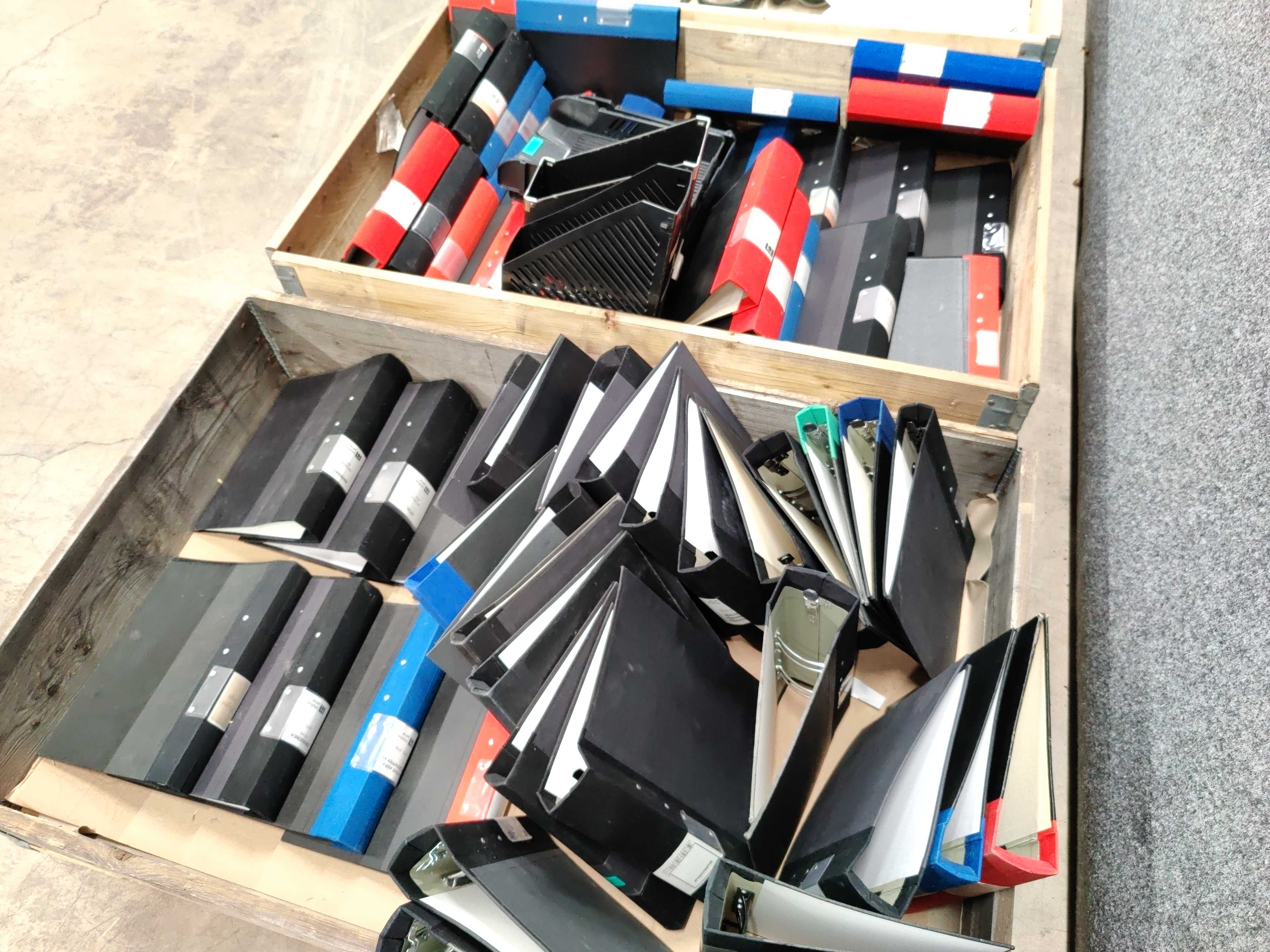 Kitchen accessories and office supplies - PS Auction - We value the ...